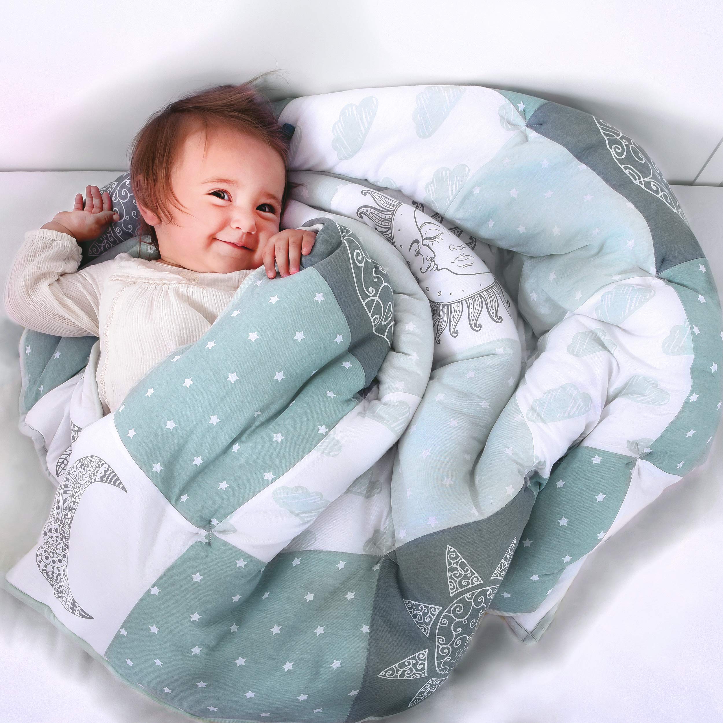Cambria Baby Organic Cotton Baby Quilt. Thick Comforter Blanket with Thermal Polyester Batting. Neutral Patterns for Boys and Girls. Machine Washable. (Gray and Sage Sky)