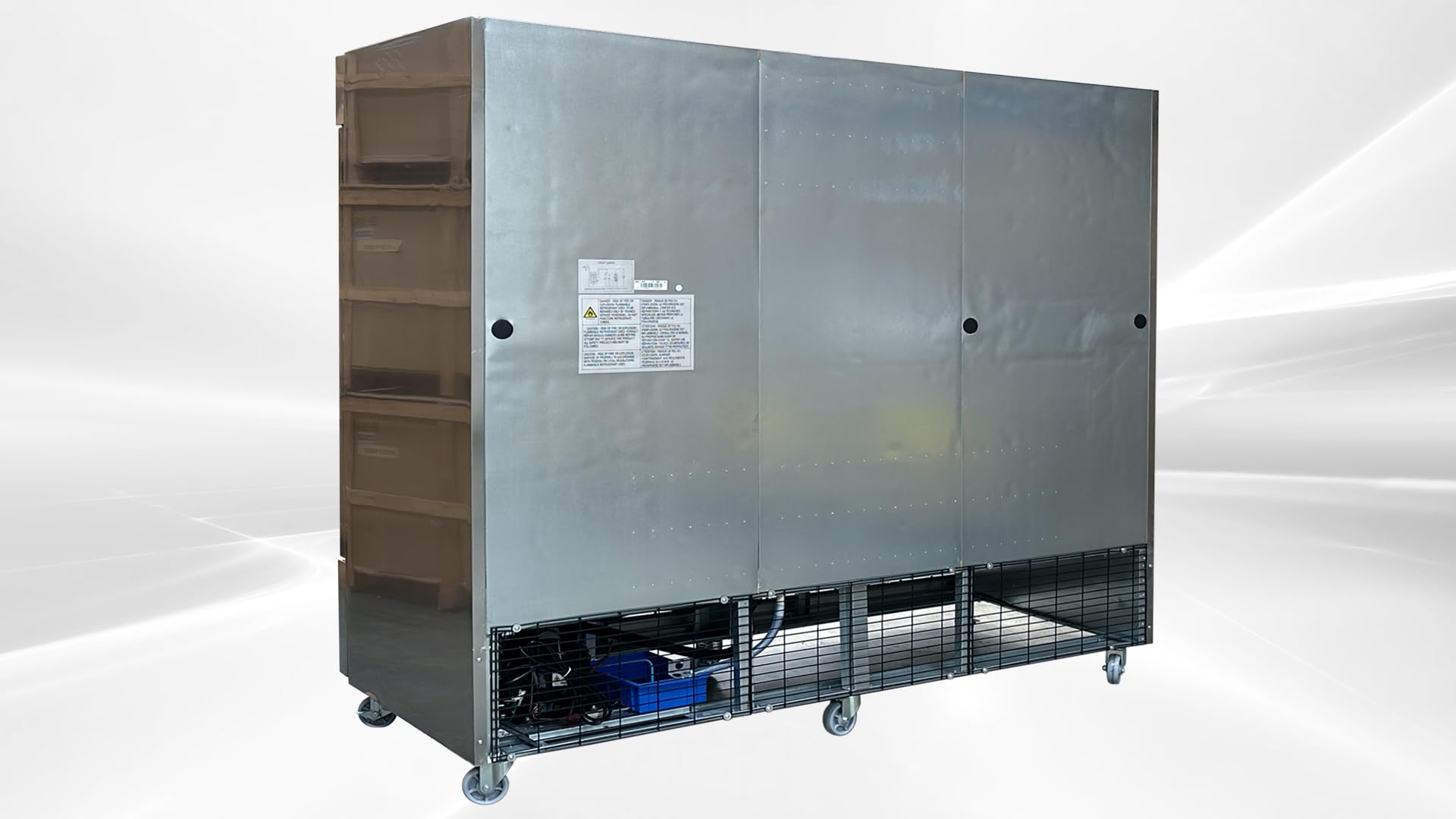 Elite Kitchen Supply Commercial Reach In Refrigerator, ETL NSF 3 Door Fridge Cooler Merchandiser, 83" W 64 cu.ft. Stainless Steel Interior