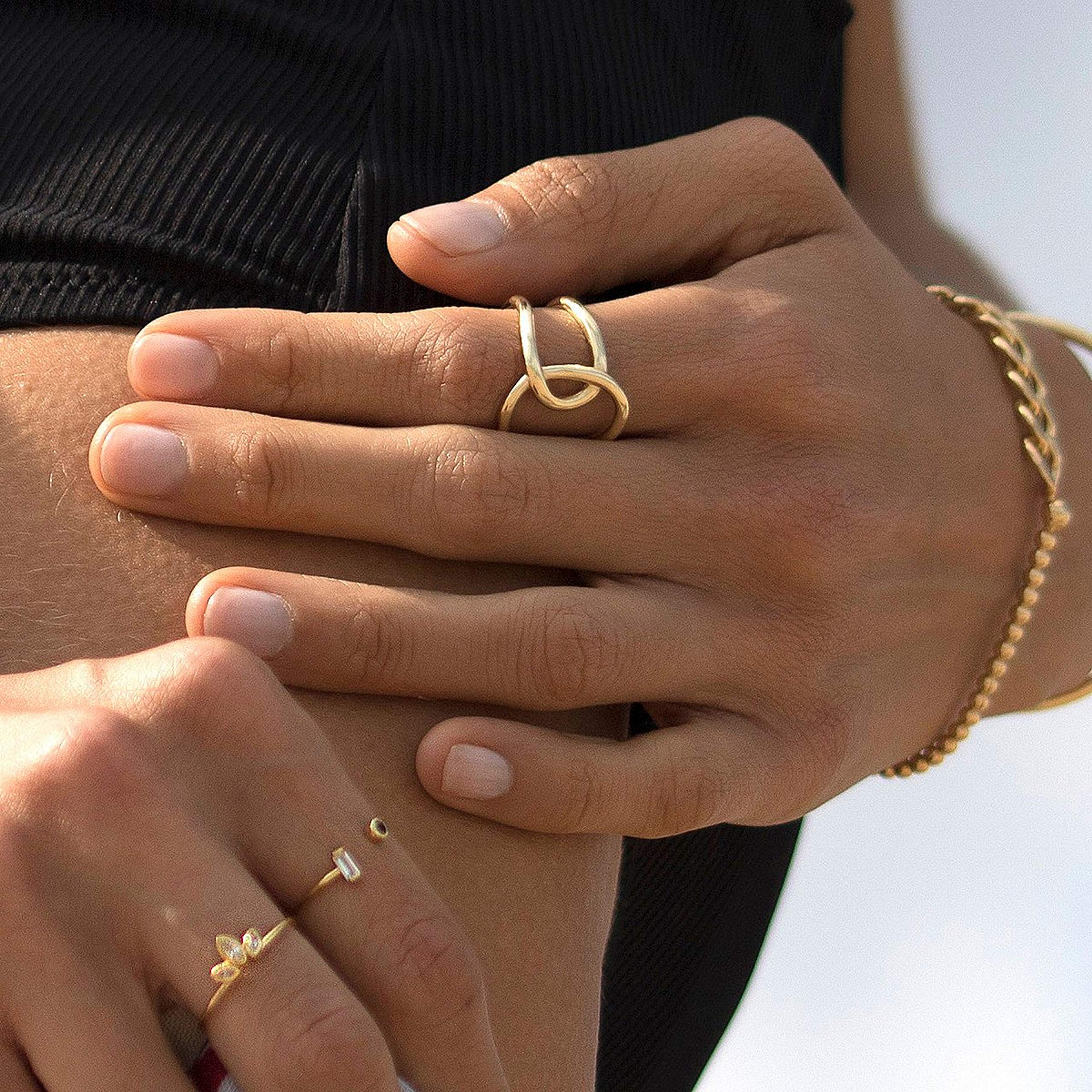 Befettly Gold Dainty V Minimalist Ring Sterling Silver Open Bar CZ Eternity Bands Circle Adjustable Ring for Women(2circle-7)