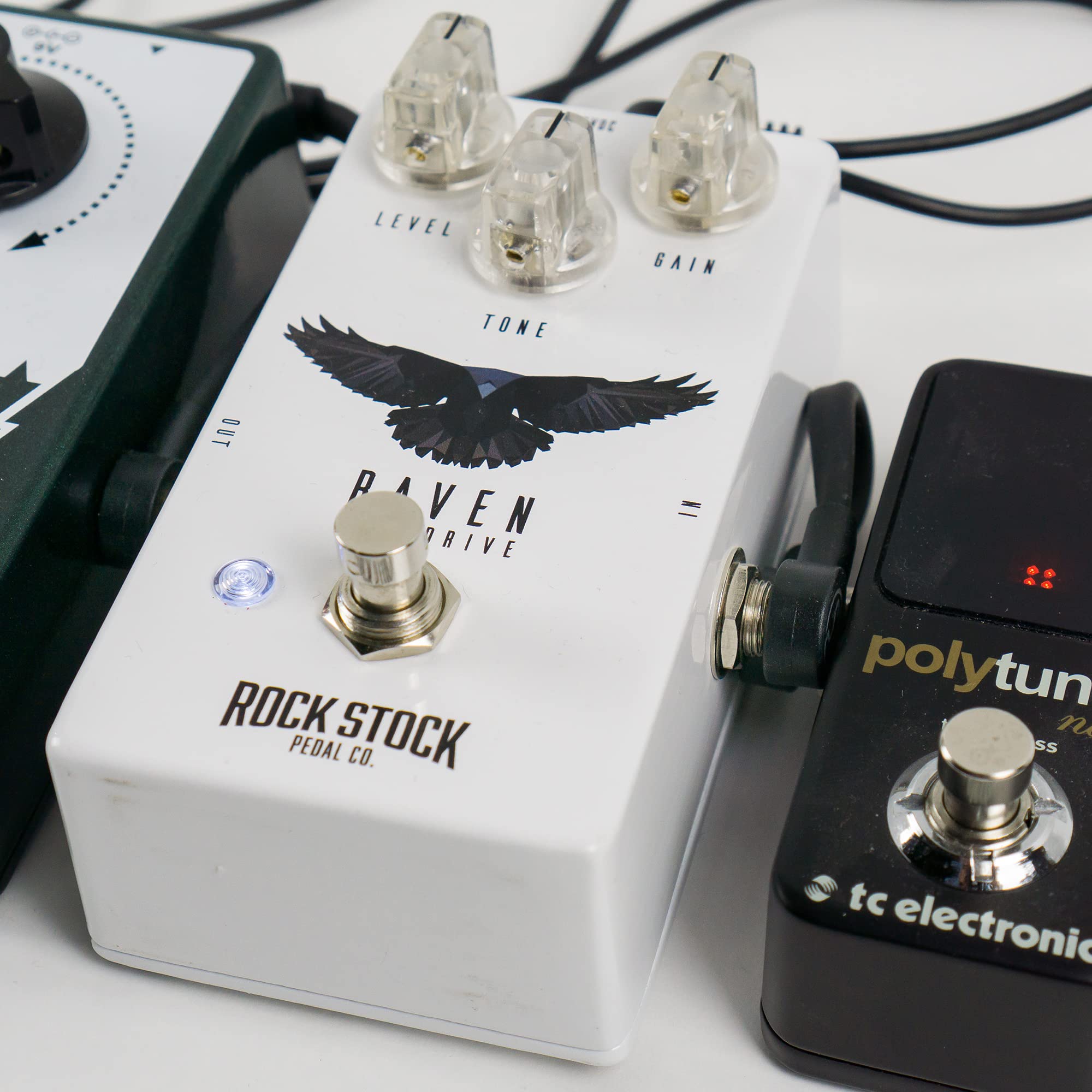 Rock Stock Guitar Flat Patch Cables (Pack of 3) - 12 Inch S-Shape Ultra-Thin Effect Guitar Pedal Patch Cables - Right-Angle, Black with Durable Gold Plated Connectors, Maximize Pedalboard Space