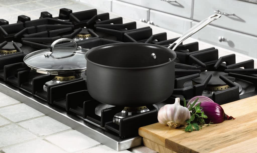 Cuisinart 644-24 Chef's Classic 6-Quart Nonstick-Hard-Anodized, Stockpot w/Cover & 619-18 Nonstick-Hard-Anodized, 2-Quart, Saucepan w/Cover