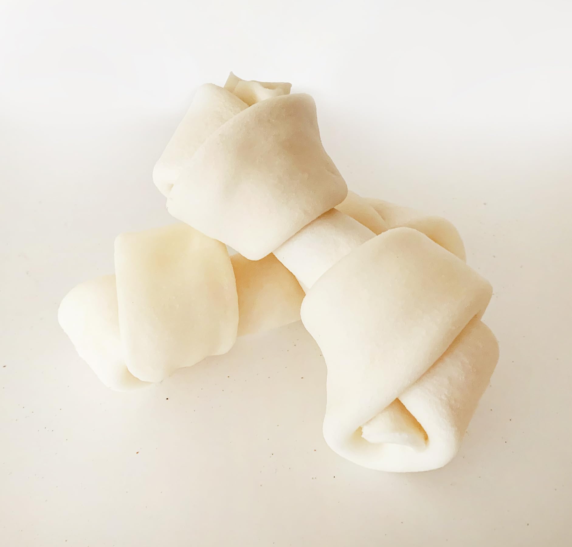 DOG-LICIOUS Dog Natural Rawhide Bones, Dog Chew Treats, Long Lasting Dog Chews, Knotted Bones 4β-5β (50873)