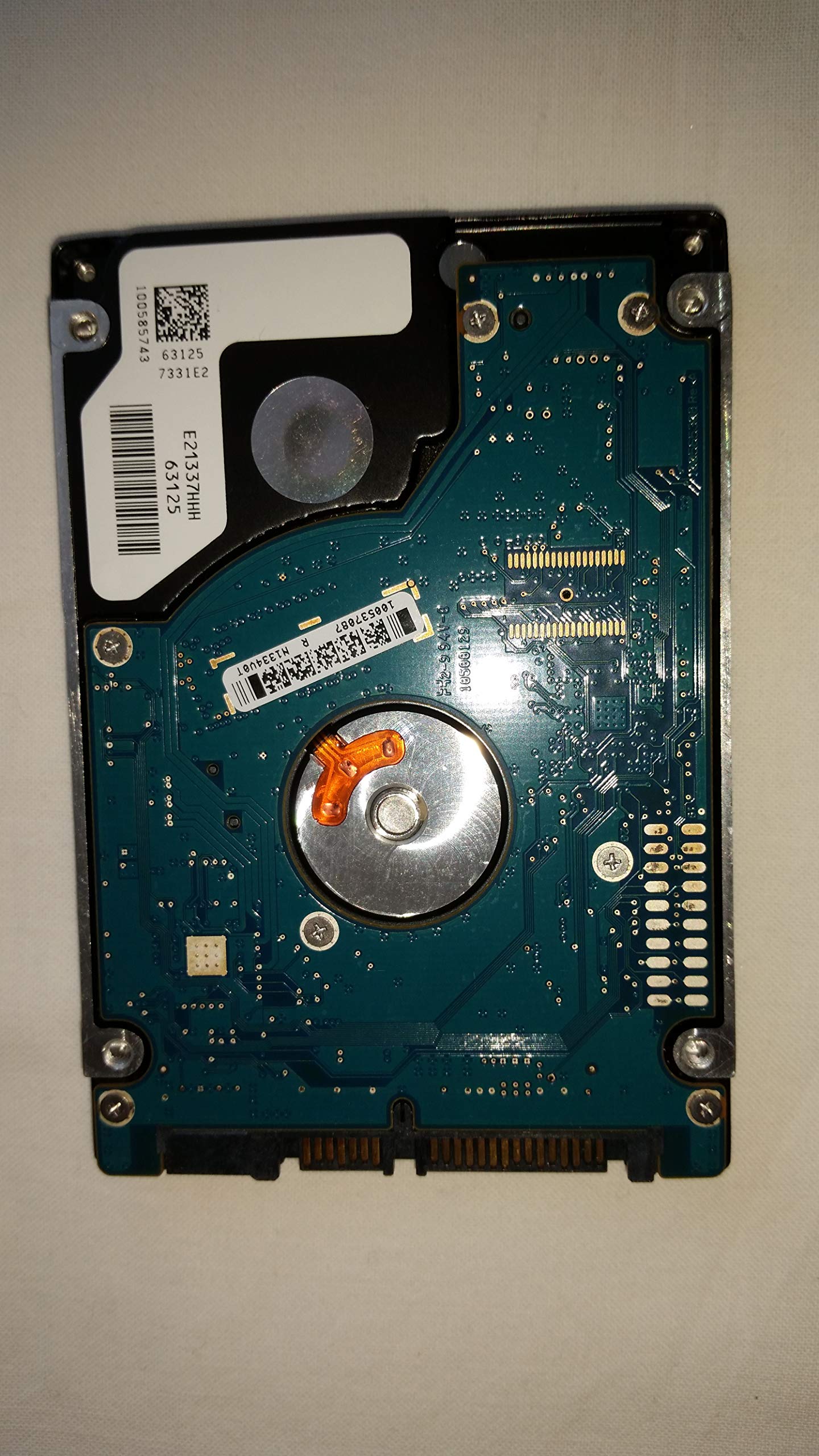 Seagate Momentus 7200.4 ST9250410AS 250 GB 2.5' Internal Hard Drive. 250GB MOMENTUS 7200.4 SATA 7200 RPM 16MB 2.5IN SATAHD. SATA/300 - 7200 rpm - 16 MB Buffer - Hot Swappable