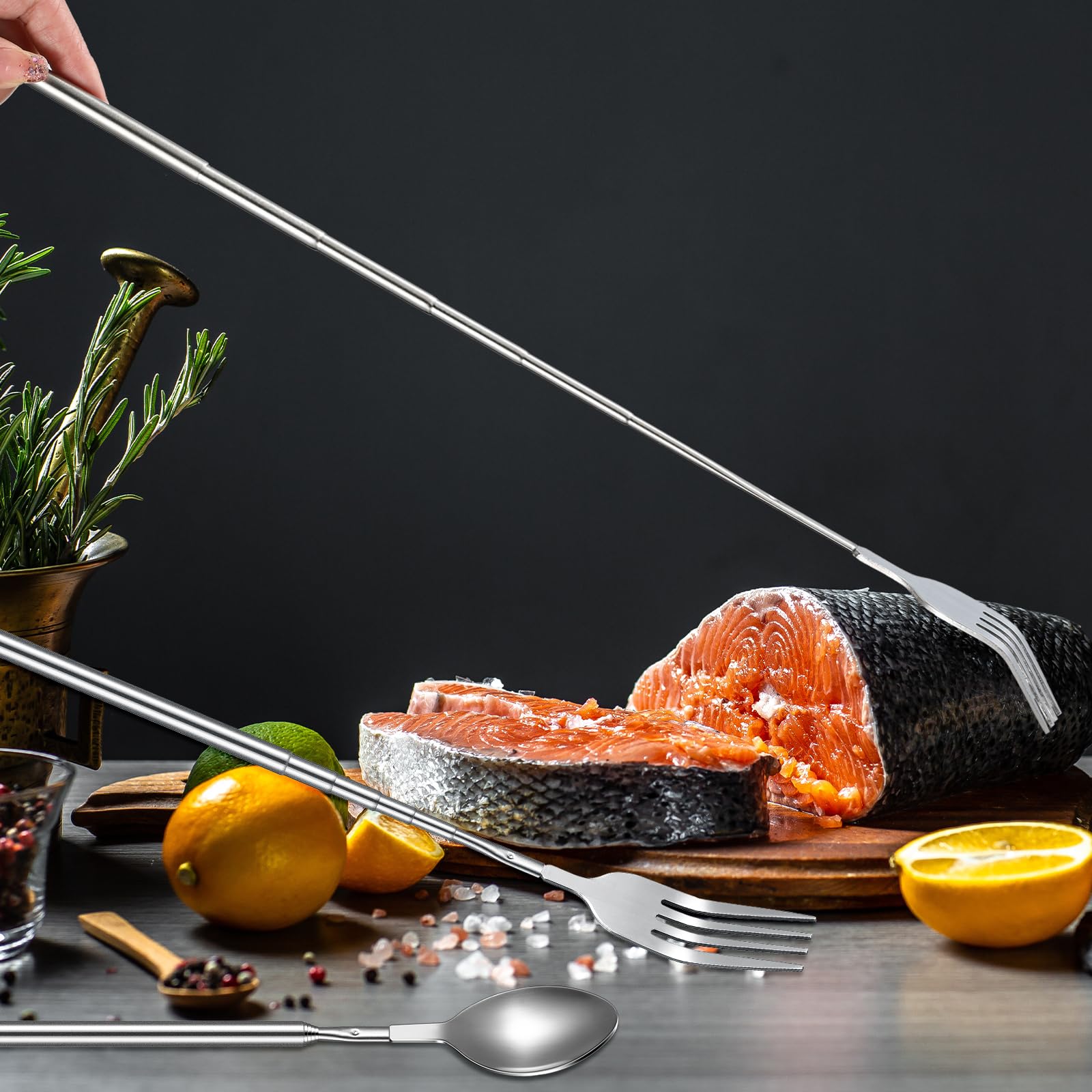 Geetery 2 Pcs Telescopic Spoon Fork Set Extendable Fork Spoon Stainless Steel Dinner Fork Extends to 25 Inch Anti Rust Fruit Dessert Long Handle Fork Spoon Cutlery Set for Barbecue Toasting Dinner