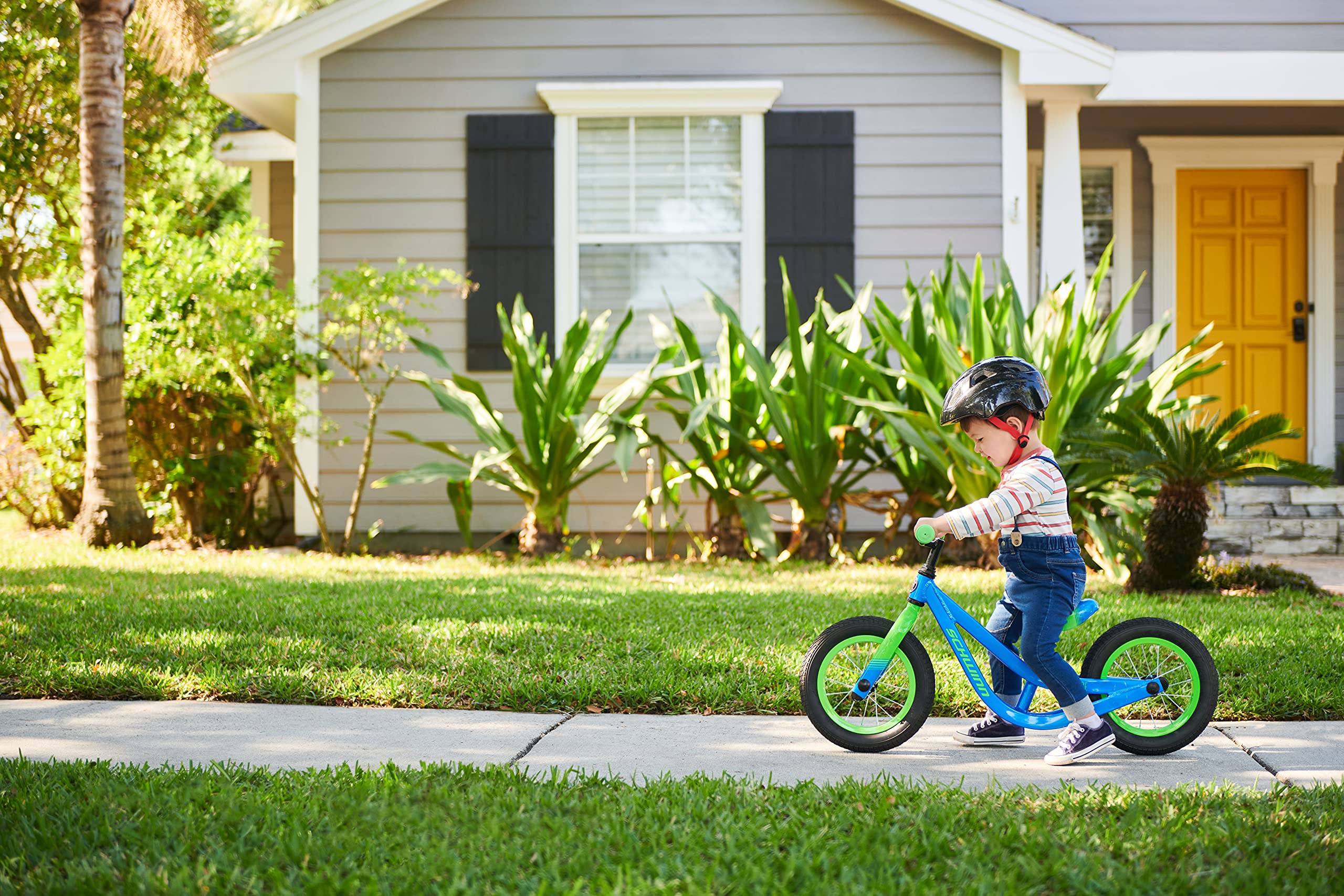 Schwinn Spitfire Boys Balance Bike, 12-Inch Wheels, Beginner Riders Ages 2-4 Years Old, Training Wheels Not Included, Blue