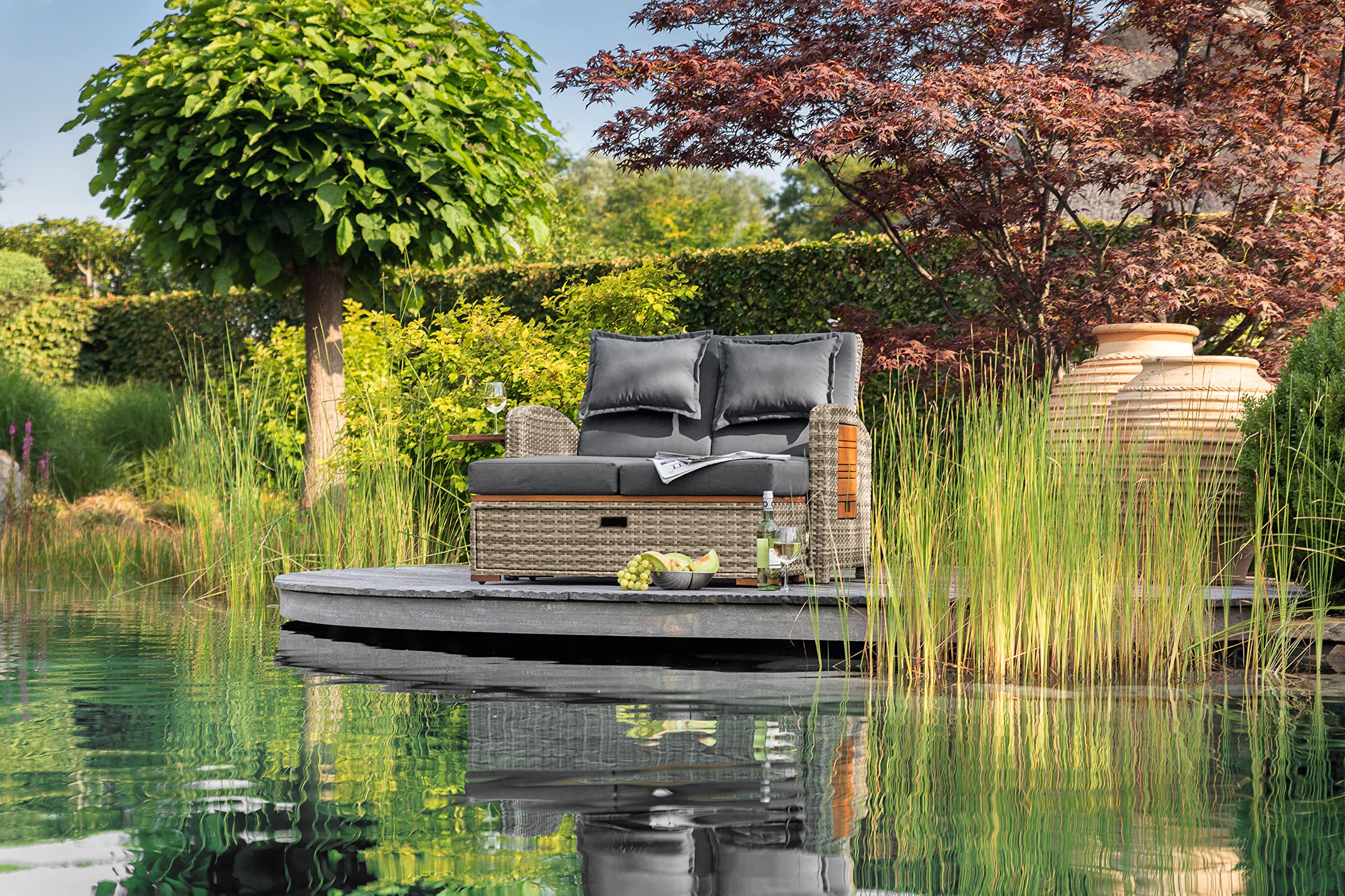 Greemotion Bahia Tobago Patio Poly Rattan Daybed, Steel Frame Loveseat Sofa Storage Ottoman Bench with Teak Retractable Side Tray, 5-Way Adjustable Cushioned Backrest (Brown/Dark Gray)