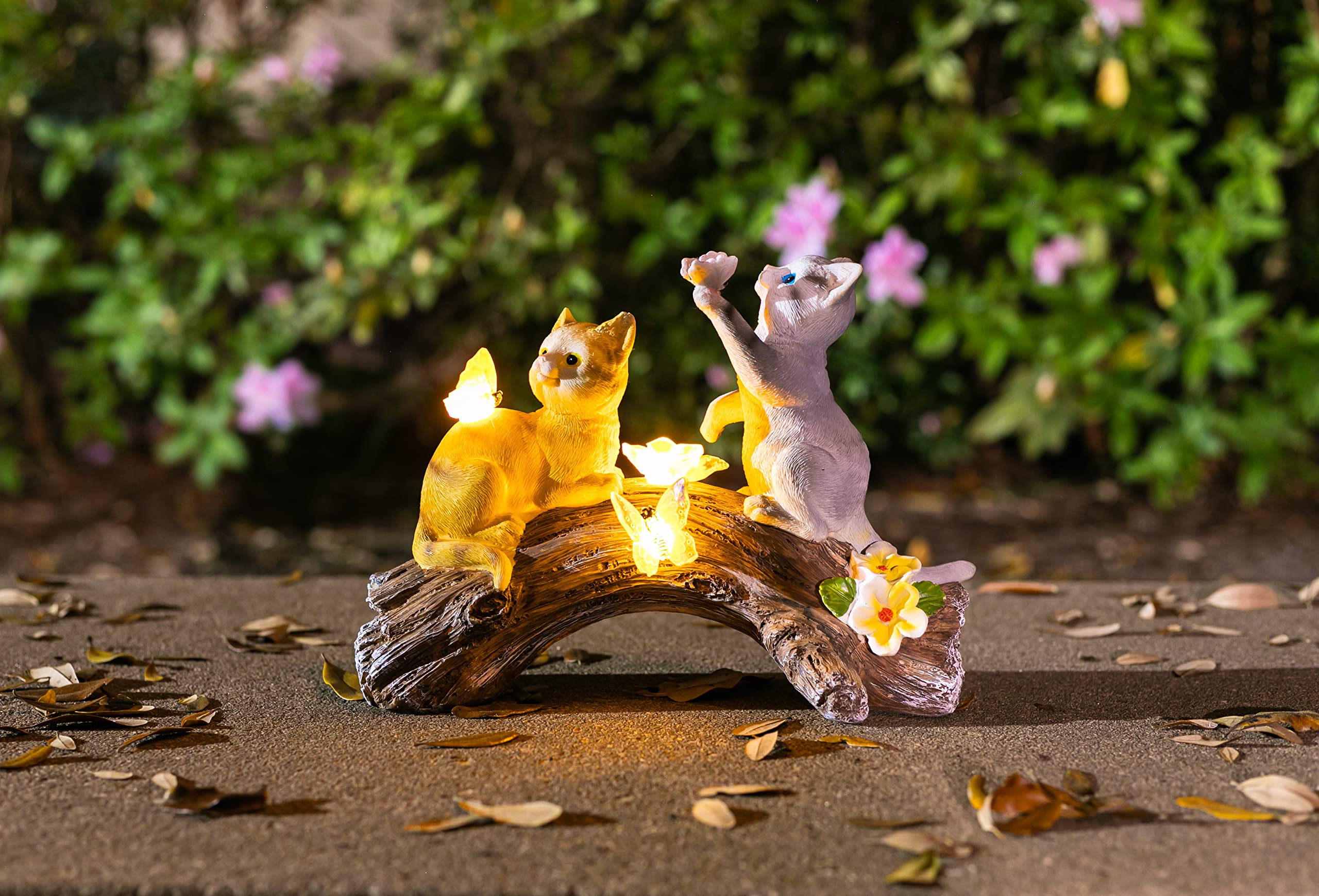 VP Home Kittens on a Log Solar Powered LED Outdoor Decor Garden Light, Great Addition for Your Garden, Solar Powered Light for Outside Patio Lawn
