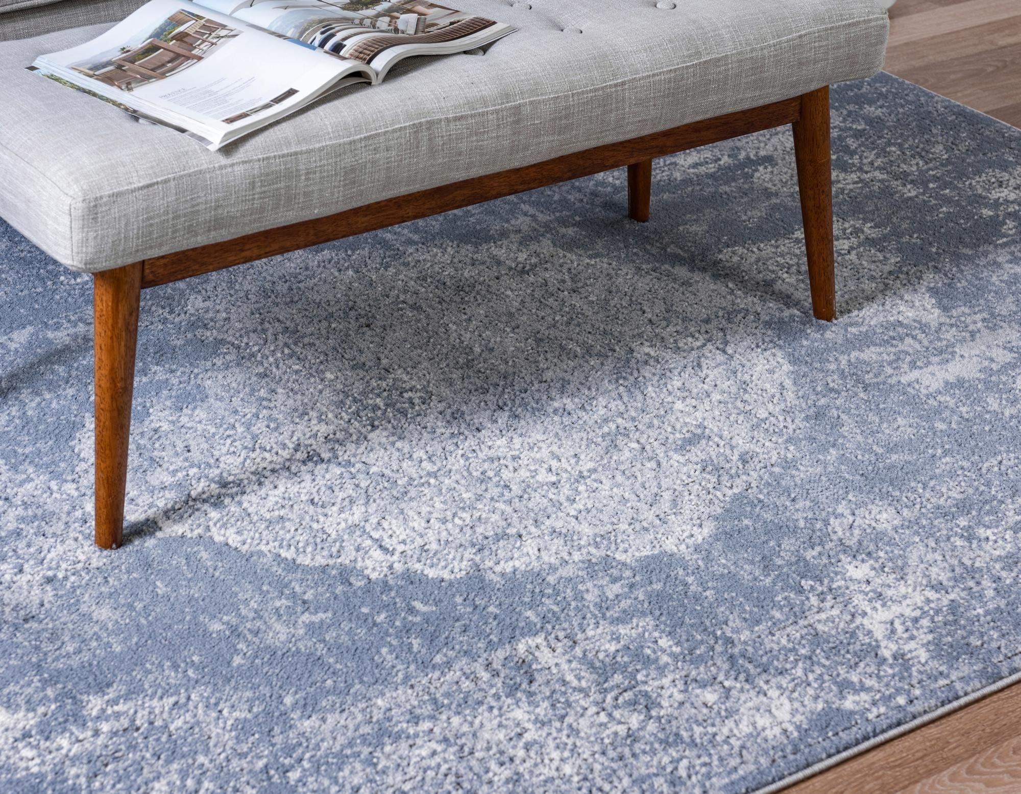 Rugs.com Oregon Collection Rug – 5' x 8' Blue Low-Pile Rug Perfect for Living Rooms, Large Dining Rooms, Open Floorplans