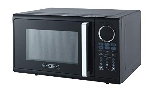 BLACK+DECKER Countertop Microwave Oven 0.9-Cu. Ft. 900-Watt with Pull Handle, LED Lighting, Child Lock, Black