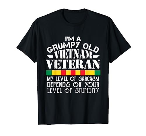 Never Underestimate An Old Man Who Is Also Vietnam Veteran T-Shirt