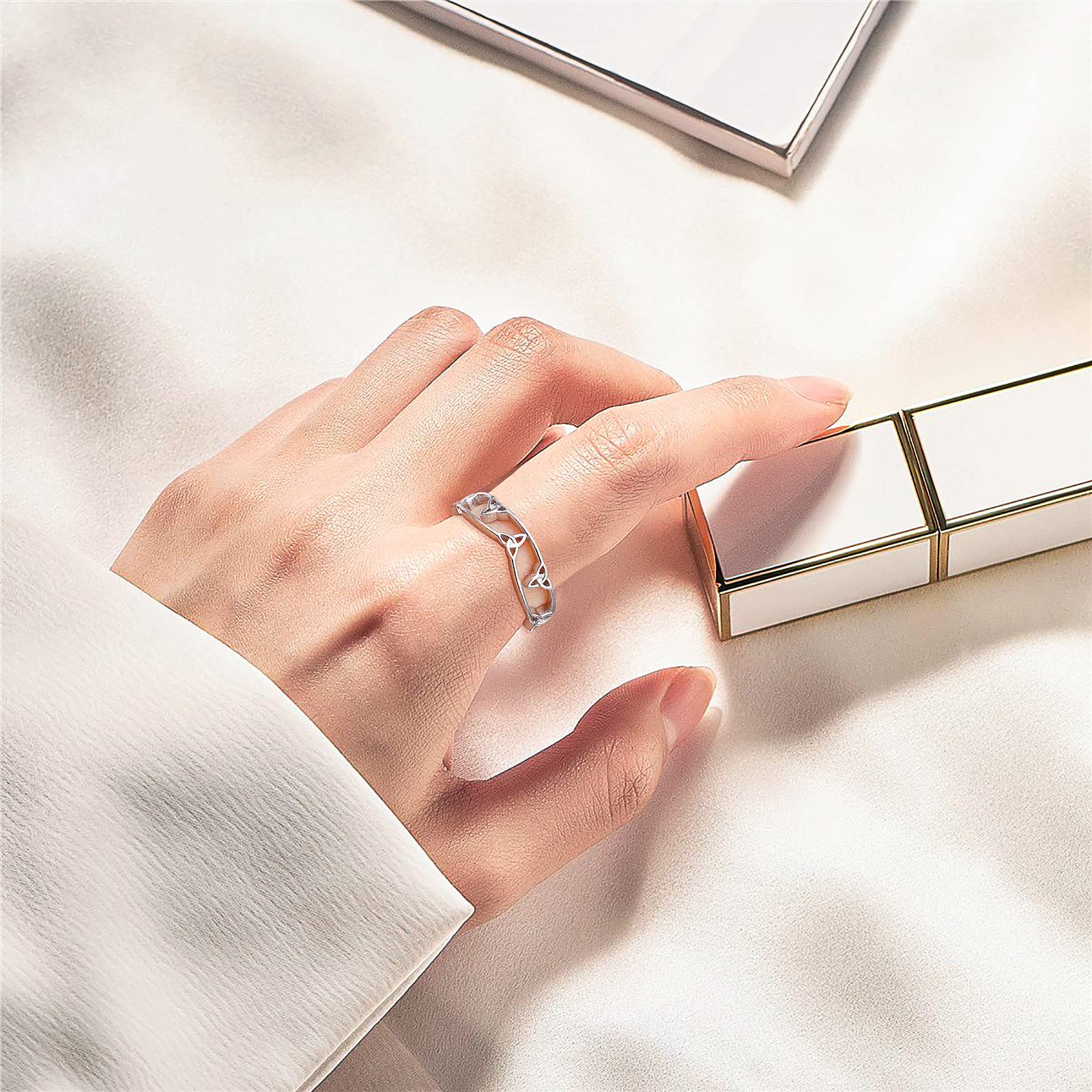 DAOCHONG Celtic Knot Ring Sterling Silver Purity Ring Celtic Love Knot Ring True Love Waits Rings for Women Girlfreind Valentine's Day Size 8