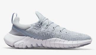 Nike Women's Free RN 5.0 Next Nature, Pure Platinum/Ghost/Metallic Silver, 6.5