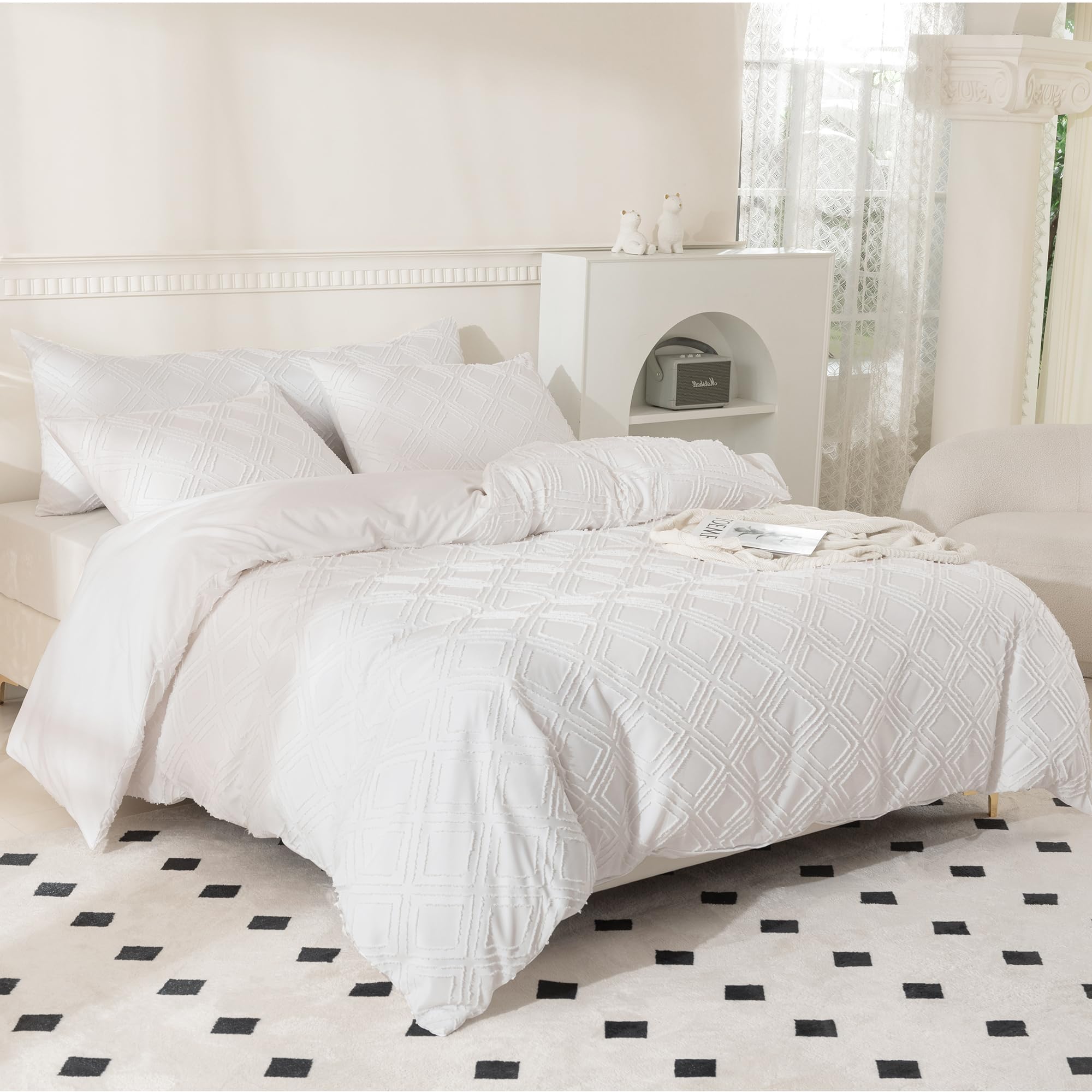 JELLYMONI Ultra-Soft Microfiber 3pc Tufted Duvet Cover Set, White Boho Textured Bedding Cover Jacquard Rhombus Geometric Pattern Reversible Comforter Cover with Zipper Closure & Corner Ties (Full)