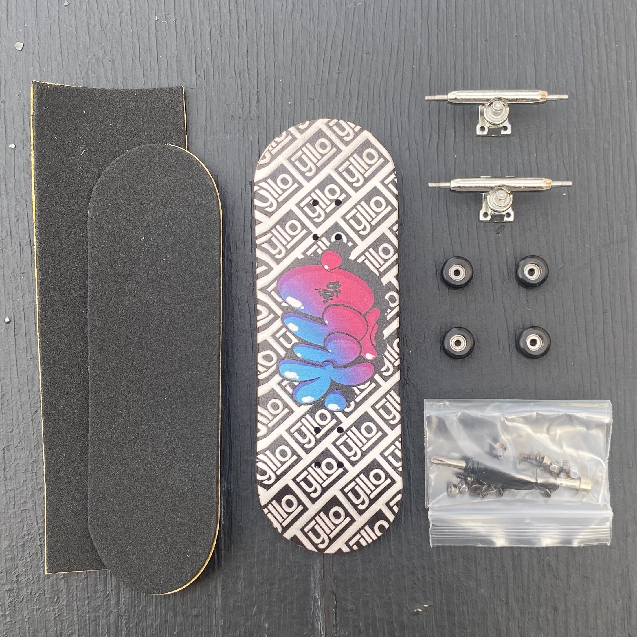 Yllo Simon Dee Complete 5 Ply Wood 100mm x 33mm Fingerboard with Upgraded 32mm Trucks, Lock Nuts, CNC Wheels