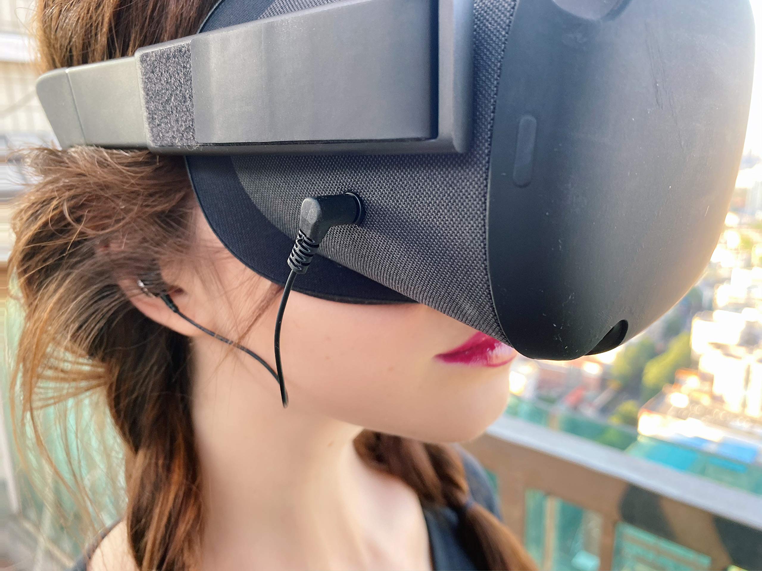 BMTick Equinox in-Ear Headphones for The Oculus Quest by VRej Sounds (w/Leather Bag) Oculus Quest Accessories (Quest 1 Only)