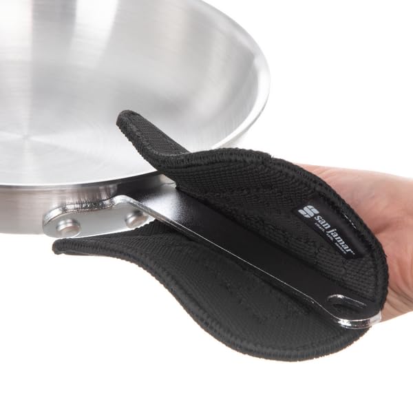 Carlisle FoodService Products Ultigrip Neoprene Commercial Hot Pad Pan Holder, 7" X 7", Black