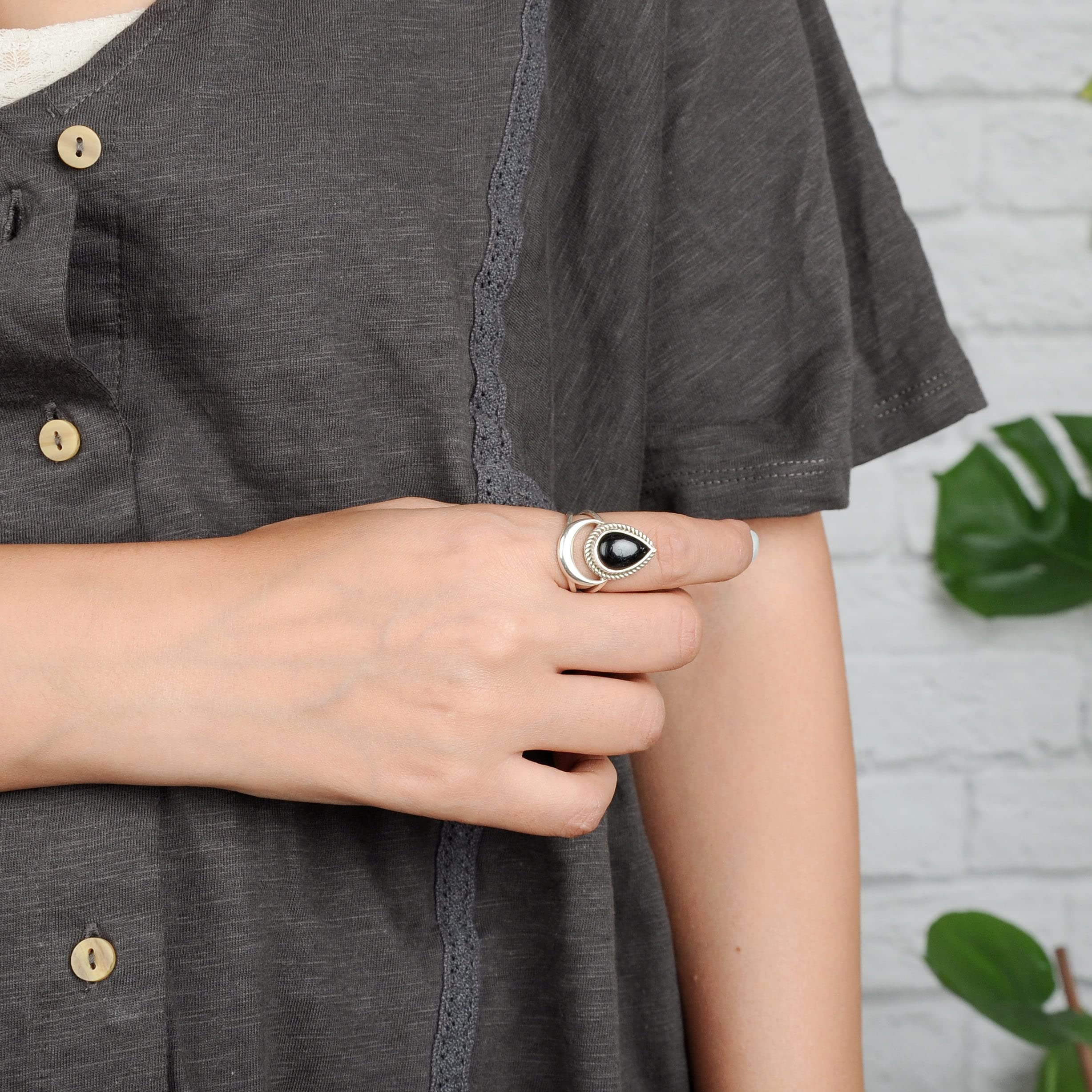 Boho-Magic Sterling Silver Crescent Moon Black Onyx Ring for Women Gemstone Boho jewelry (6)
