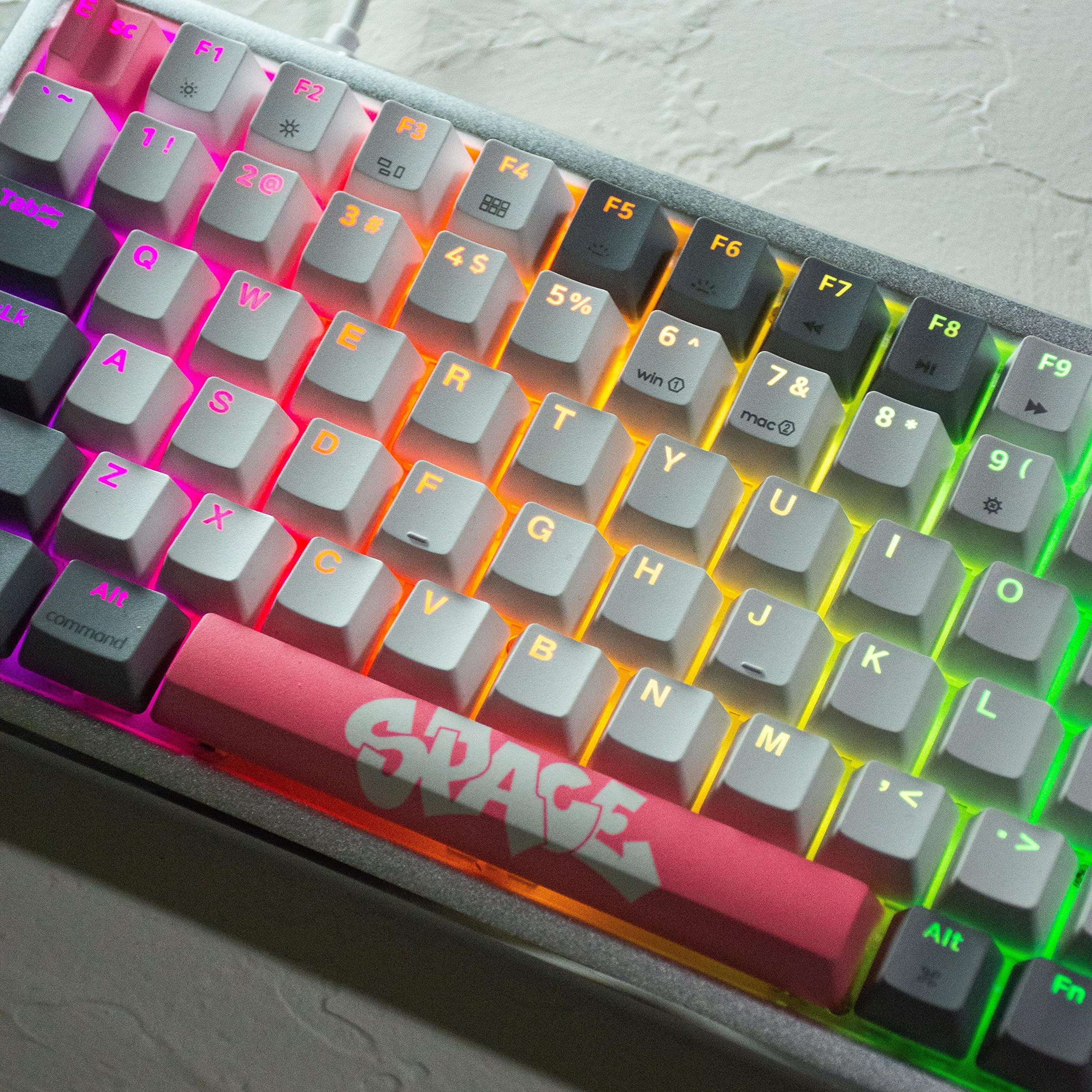 YUNZII AK84 84-Key Hot-Swappable Gaming Mechanical Keyboard with Double Shot PBT Keycaps, RGB, Aluminum Frame for Mac Windows (Gateron Black Switch, Silver)