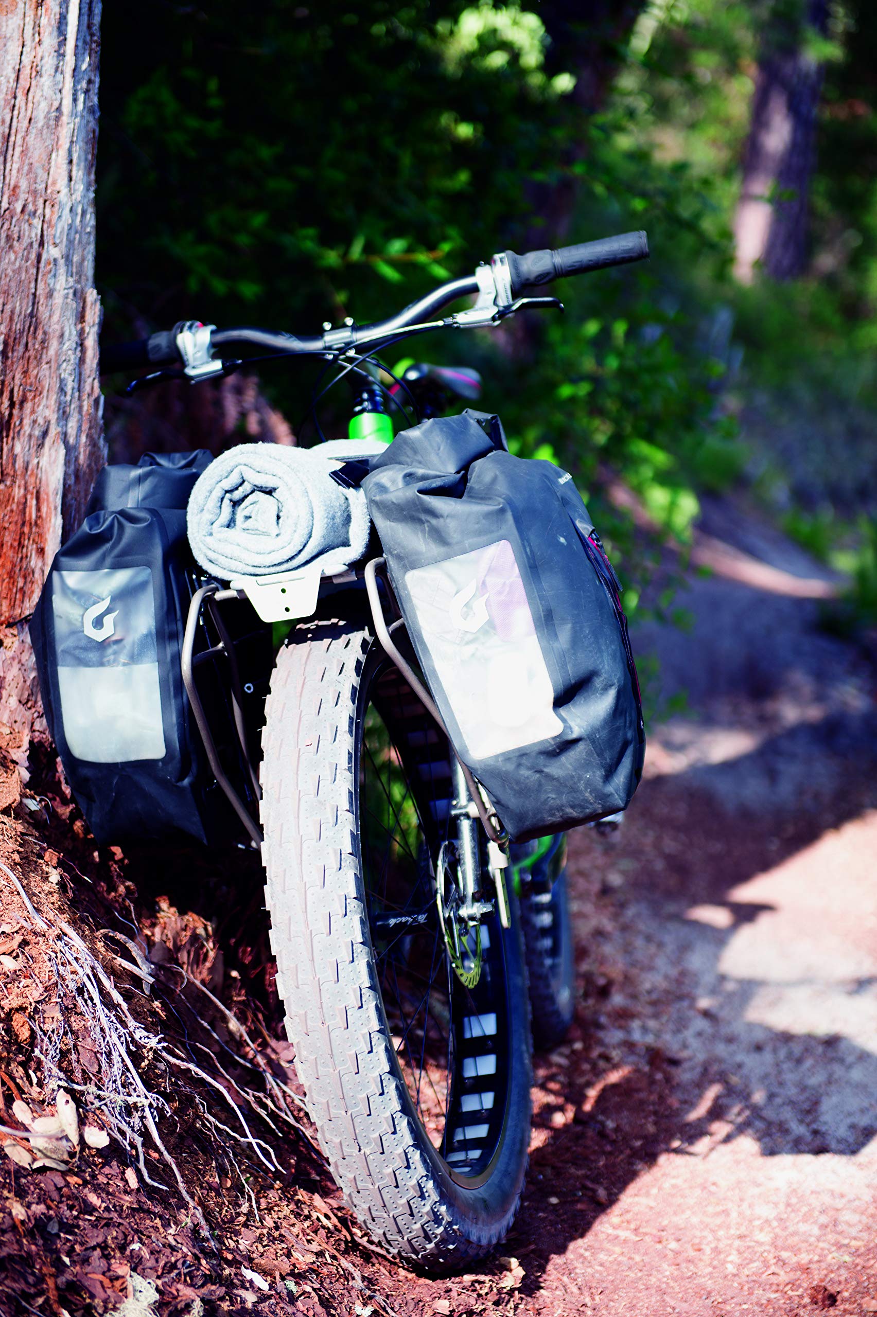 Blackburn MTB and Fat Tires Barrier Mud Guards (Black/White, Fat Tires)