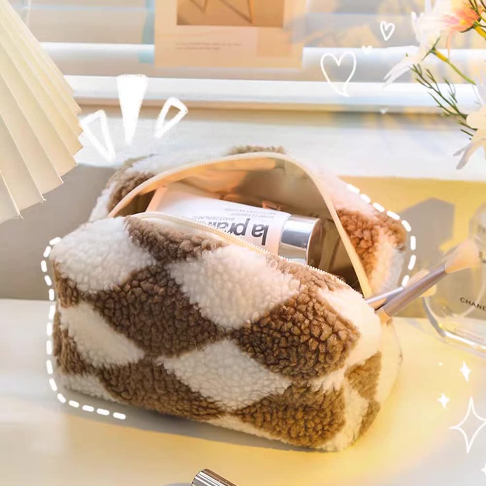 Cessfle Terry Cloth Small Makeup Bag, Checkered Plush Cosmetic Asthetic Plaid Handbags, Cute Zipper Travel Toiletry Soft Storage Pouch for Women