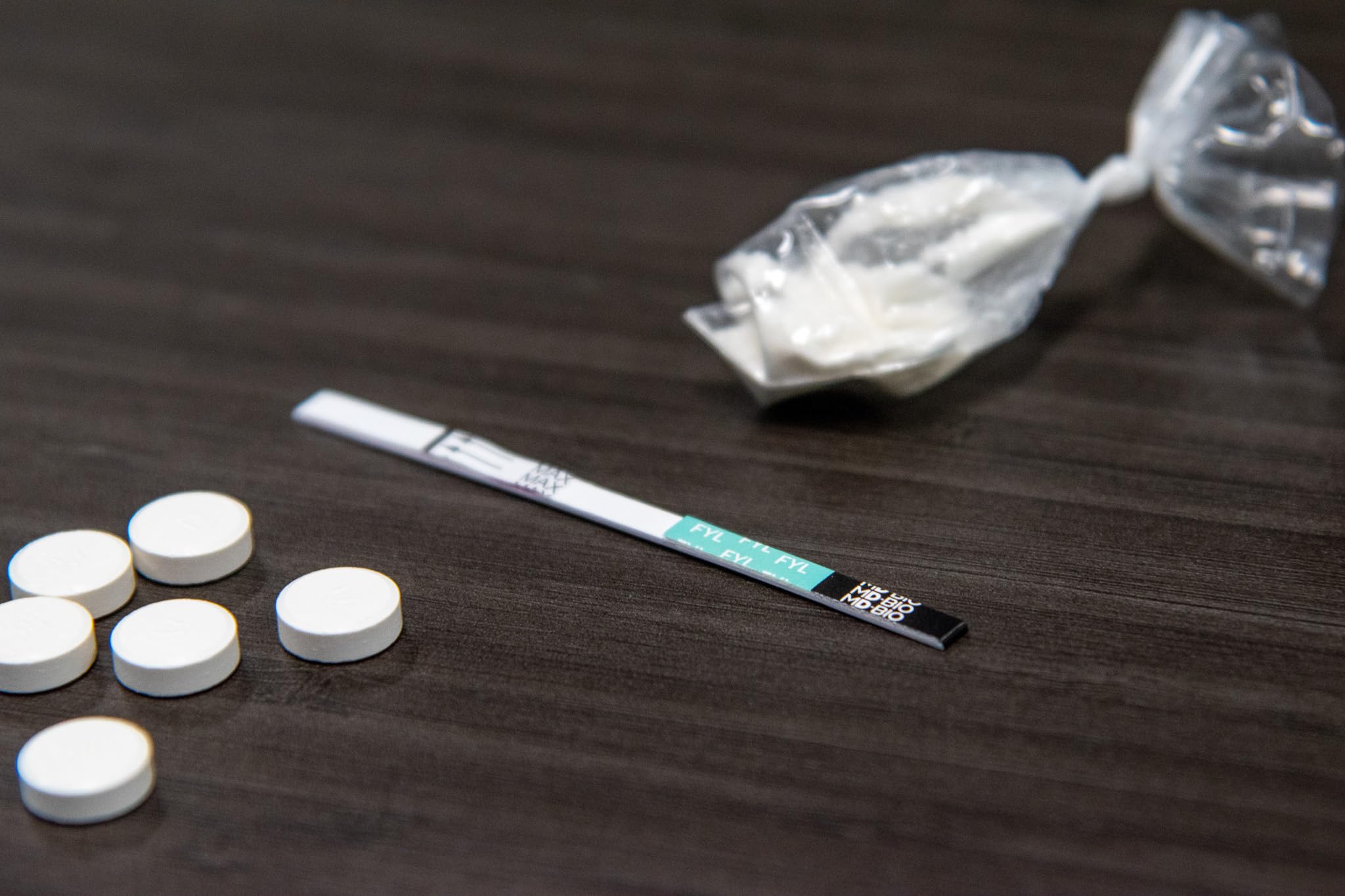 MD-Bio Fentanyl Test Strips | Fast and Reliable | Highly Sensitive Fentanyl Testing | Easy, Step-by-Step Instructions (5), Teal
