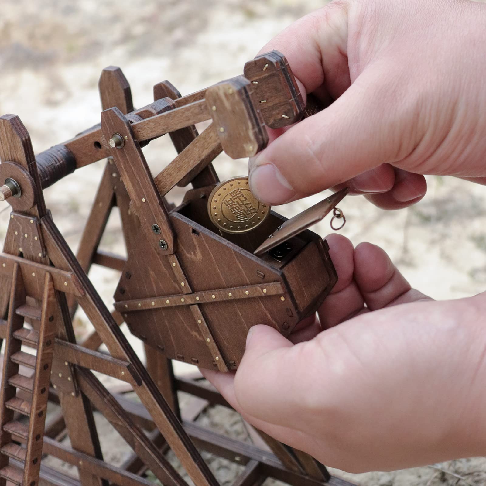 YAQUMW The Mini Counterweight Trebuchet Europe Medieval Siege Equipment Chariot Catapult Weapons DIY 3D Wooden Puzzles Model Kits for Adults STEM Projects Tabletop Toy