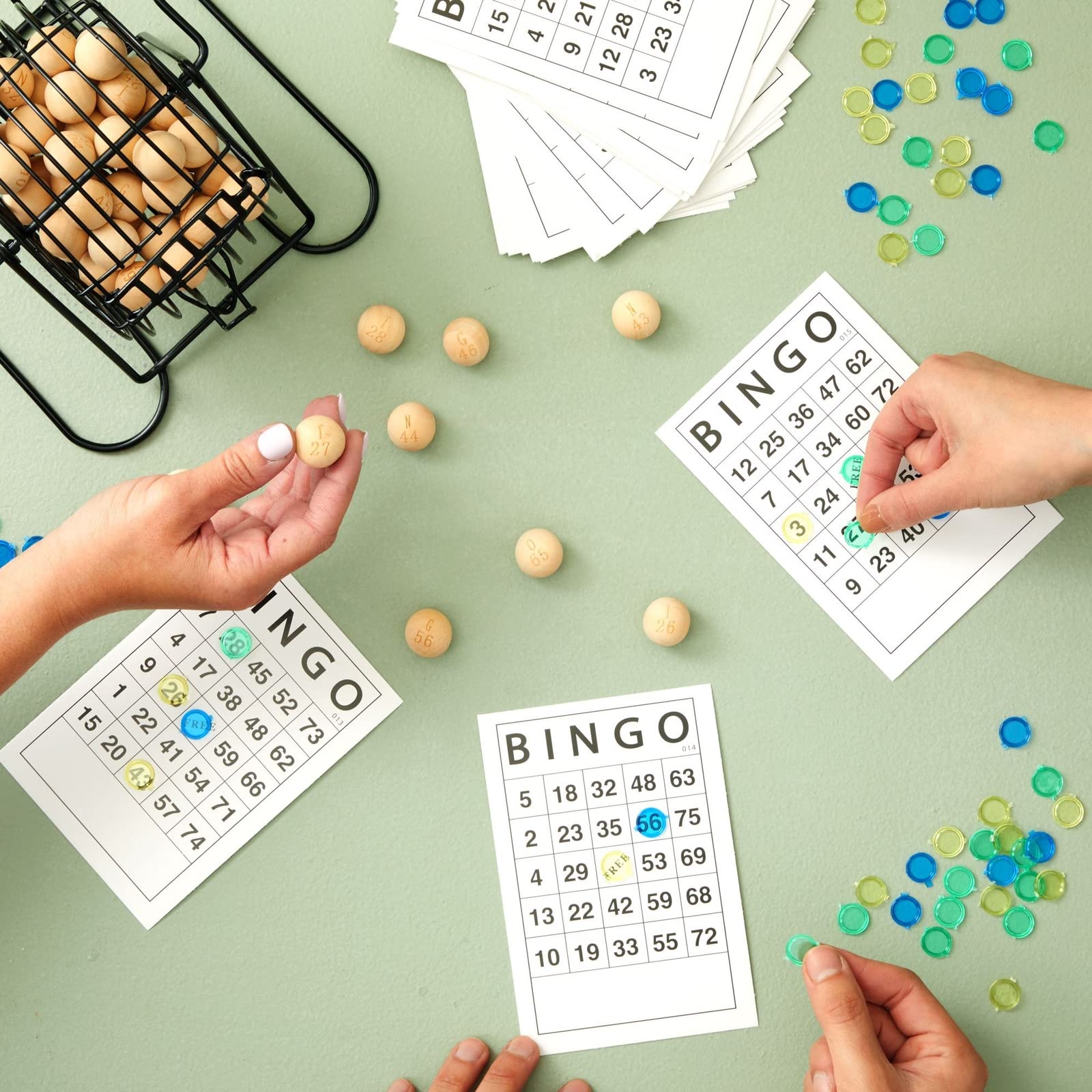 Juvale 180 Sheets Reusable Paper Bingo Cards Bulk for Adults, Disposable Number Game Set for Large Groups (4x6 in)