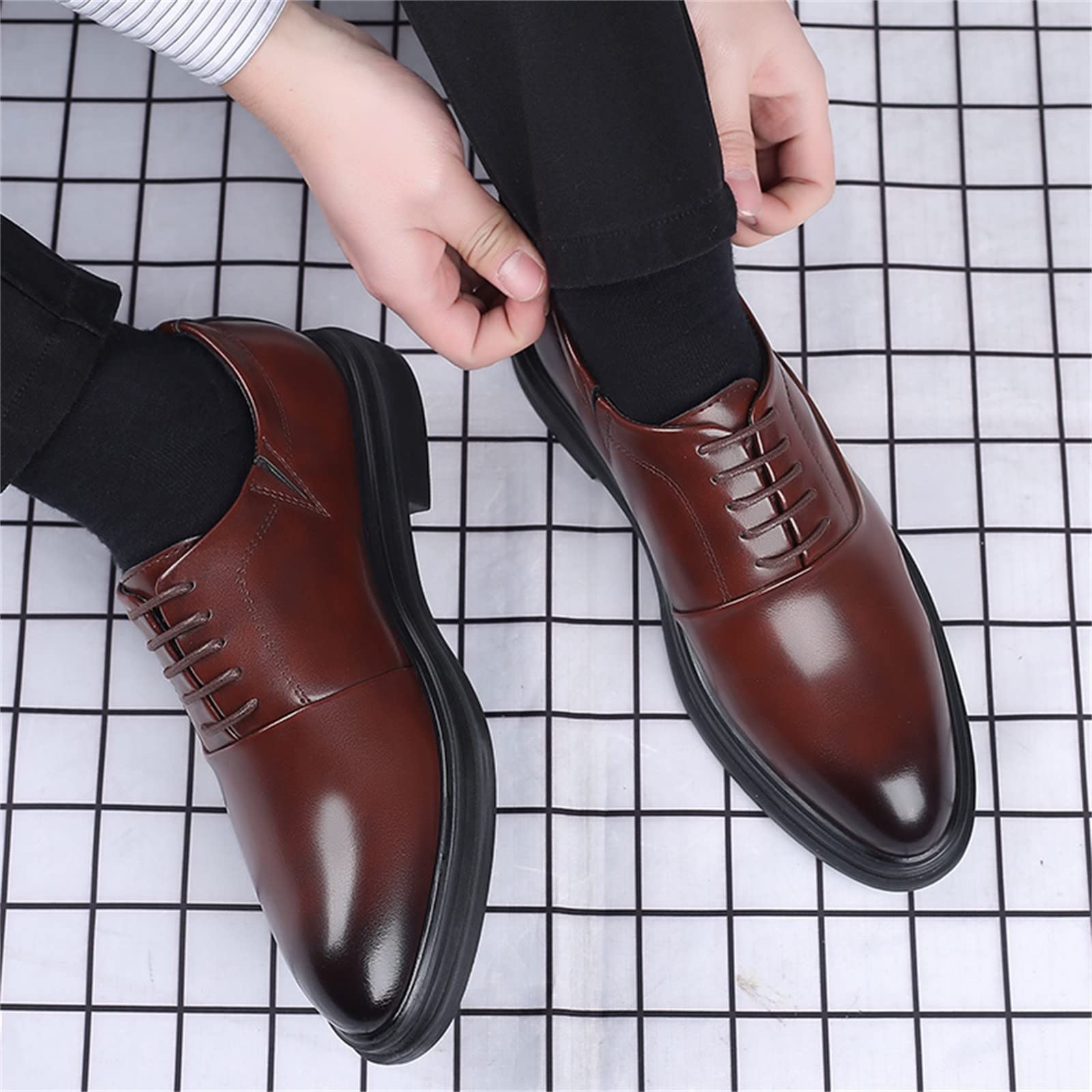 Classical Style Leather Shoes for Men Slip On PU Leather Low Rubber Sole Block Heel Work Mens Leather Tan Dress Shoes