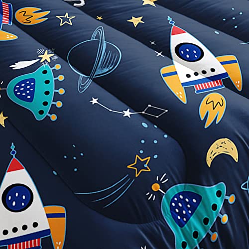 Datura home Kids Space Ship Bedding Comforter Set Galaxy Rocket Printed Pattern Bedding Set with 1 Comforter and 2 Pillowcases for Boys Bedroom All Season(Galaxy Ship Full) Full 80x90''