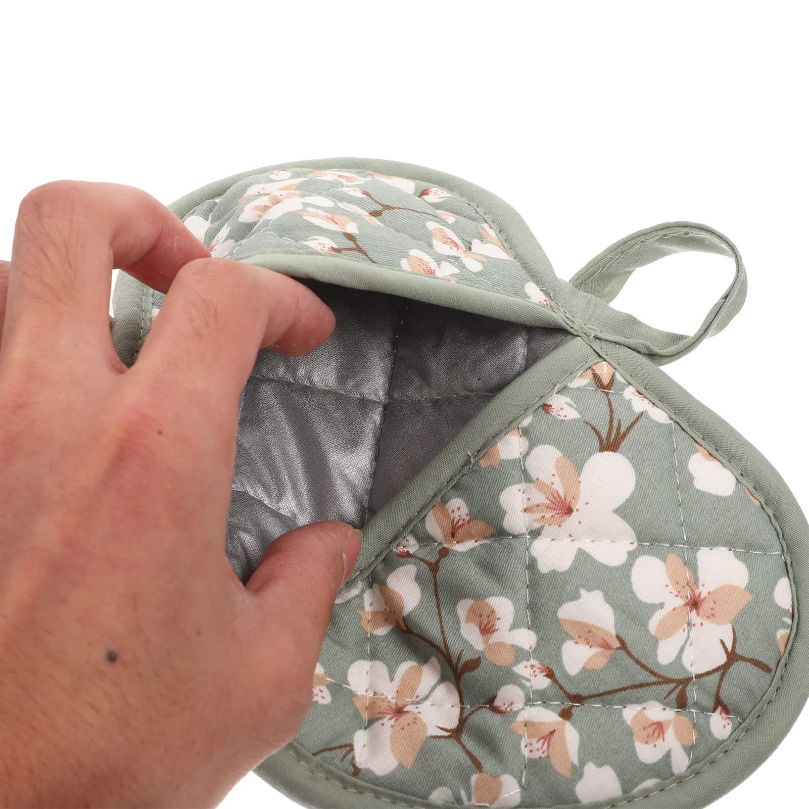 CALLARON 2pcs Heart Shaped Oven Mitts Pot Holders Kitchen Mittens Pinch Mitts Oven Gloves Japanese Baking Gloves (Light Green)