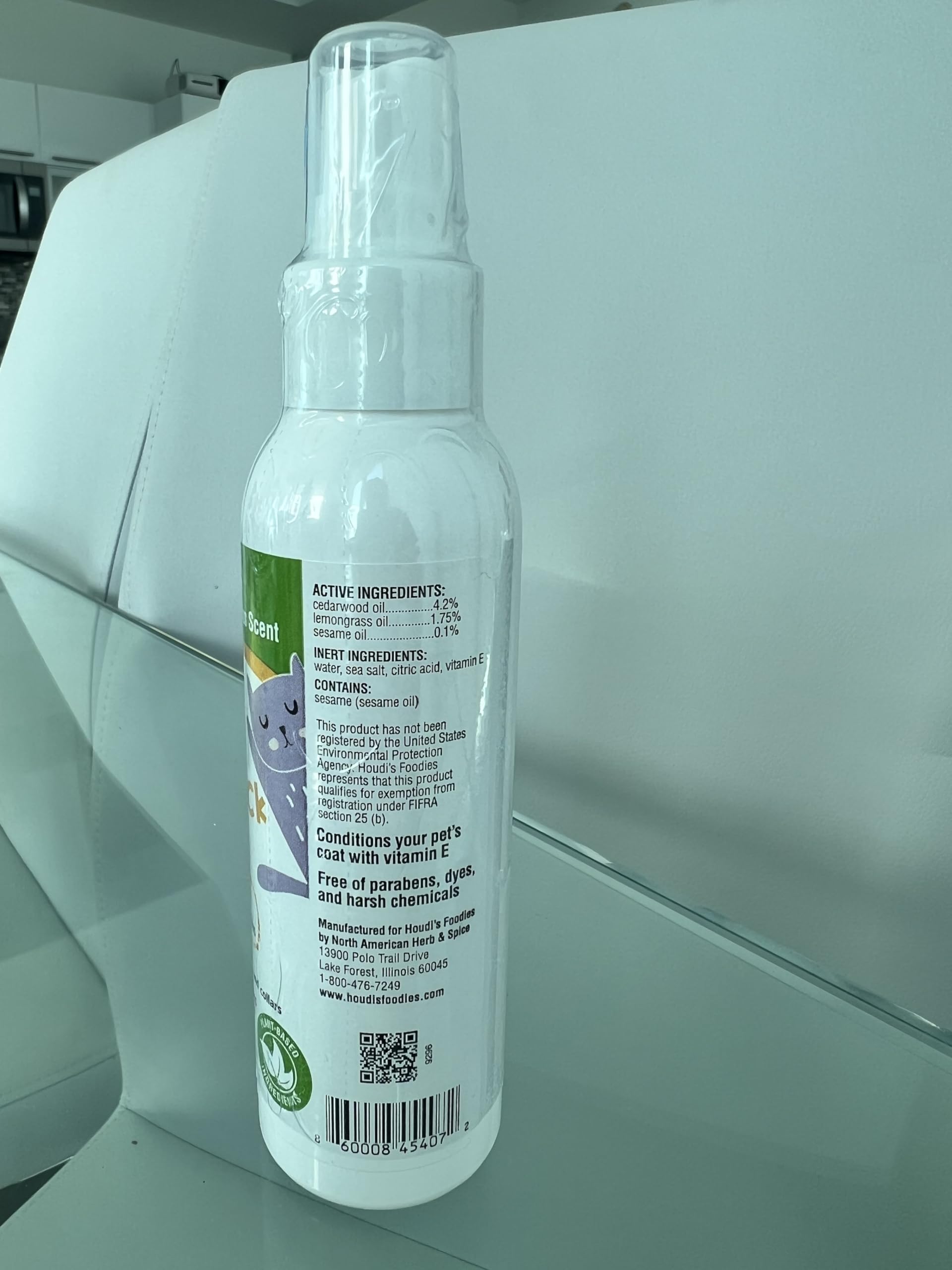 Houdi's Foodies Herbal Flea & Tick Pet Spray by North American Herb & Spice - Lemongrass Scent - 4 fl oz - Kills & Repels Fleas, Ticks + Mosquitoes - DEET-Free, Plant-Based Formula