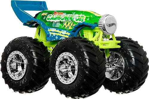 Hot Wheels Monster Trucks, 1:64 Scale Monster Trucks Toy Trucks, Set of 4, Giant Wheels, Favorite Characters and Cool Designs