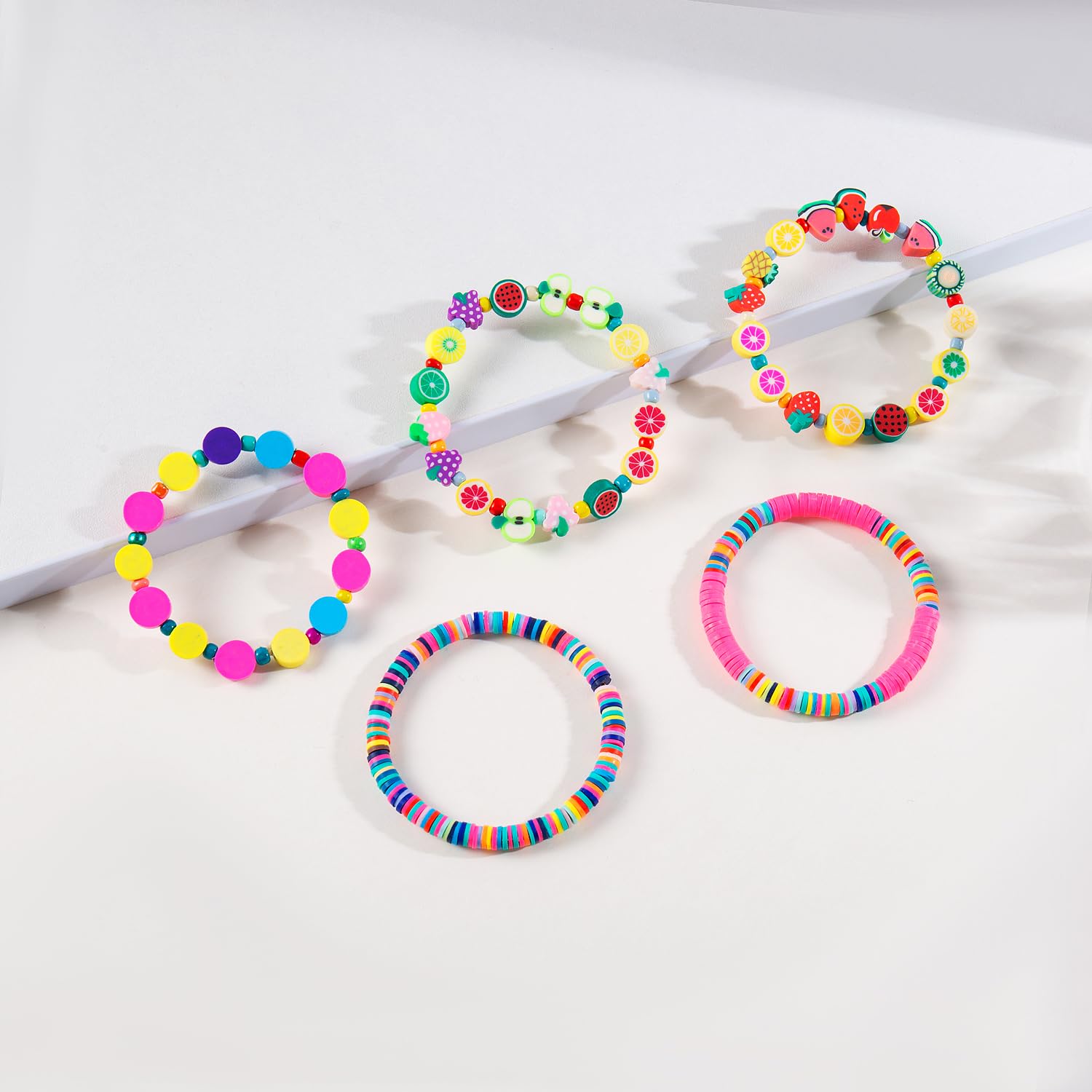 CONRAN KREMIX Colorful Beaded Stackable Bracelets Set For Women SummerHeishi Stretch Bracelet Surfer Rainbow Smiley Face Bracelet Beach Accessories Y2k Jewelry