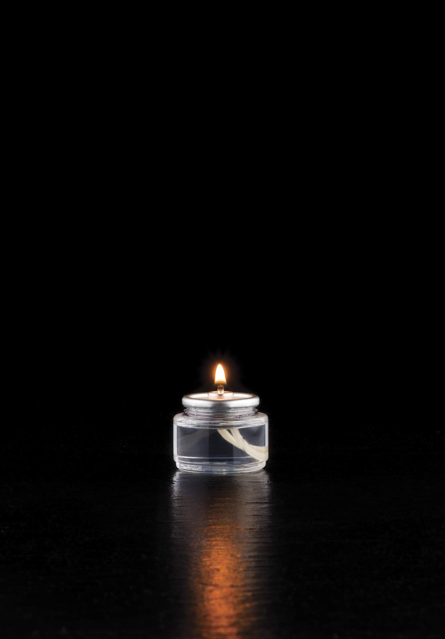 Hollowick Disposable Liquid Candles, 8 Hour, for Use in Glass Votive Tealight Lamp Holders, Restaurant Wedding Table Top Lights, Child Resistant Closures, 90 Pieces, Clear Fuel Oil HD8-90