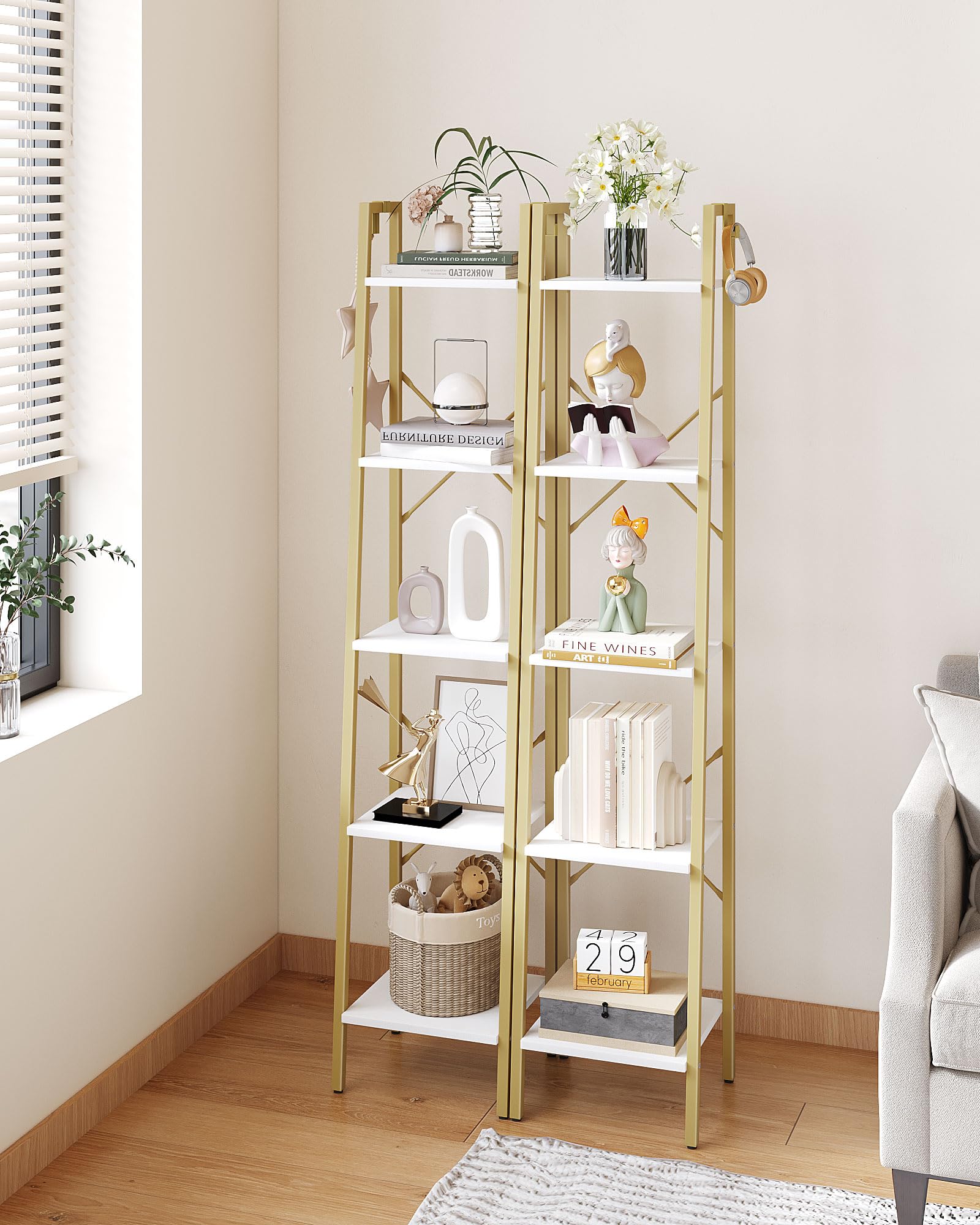Hzuaneri Ladder Shelf, Bookshelf Bookcase, Freestanding Corner Storage Shelve with 2 Hooks for Home Office, Living Room, Kitchen, Bedroom, Industrial, 5-Tier White Gold BC03213G