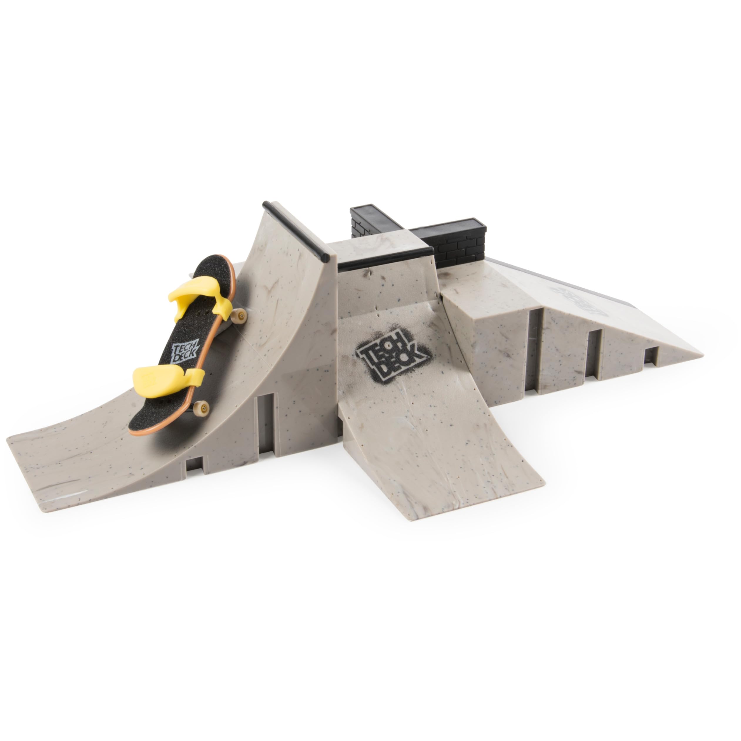 TECH DECK Starter Kit, Customizable Ramp Set with Exclusive Pro Fingerboard and Trainer Clips, Kids Toys for Boys and Girls Ages 6 and up
