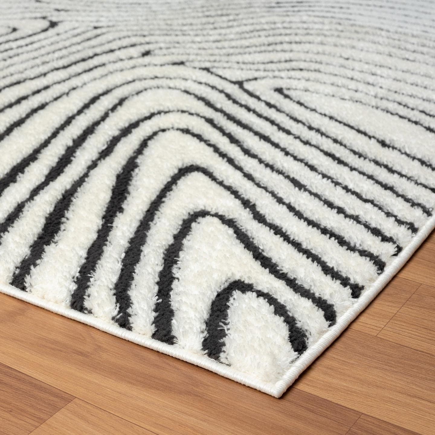 LUXE WEAVERS Geometric Swirl Anthracite 5x7 Area Rug