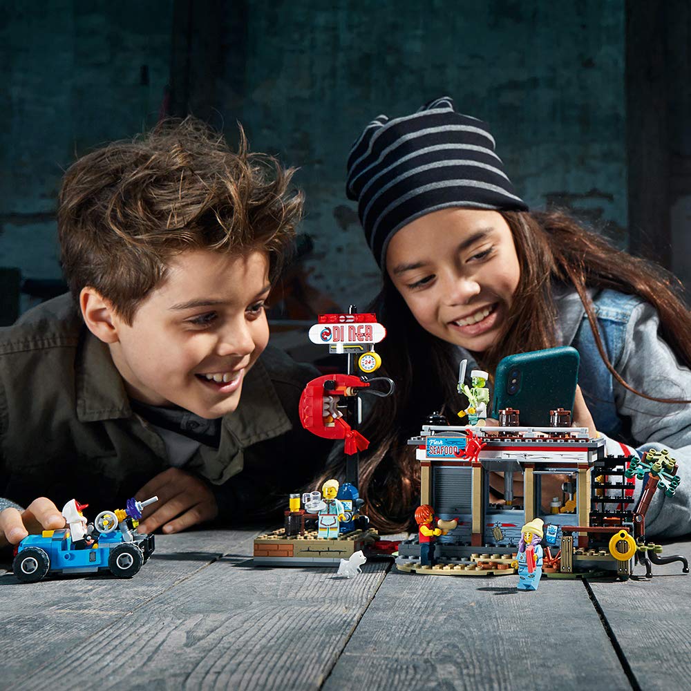 LEGO Hidden Side Shrimp Shack Attack 70422 Augmented Reality [AR] Building Set with Ghost Minifigures and Toy Car for Ghost Hunting, Tech Toy for Boys and Girls (579 Pieces)