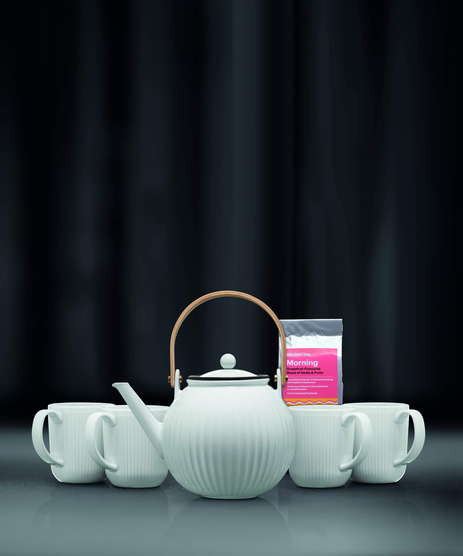 Bodum Douro Porcelain Teapot with Stainless Steel Filter 1.5 Litres