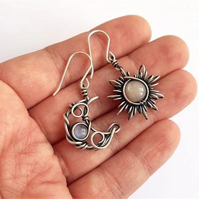 Boho Retro Opal Sun and Moon Dangle Earrings Vintage Silver Asymmetry Moon Star Sun Dangle Drop Earrings Black Moonstone Moon Hypoallergenic Earrings for Women Statement Jewelry (style A)