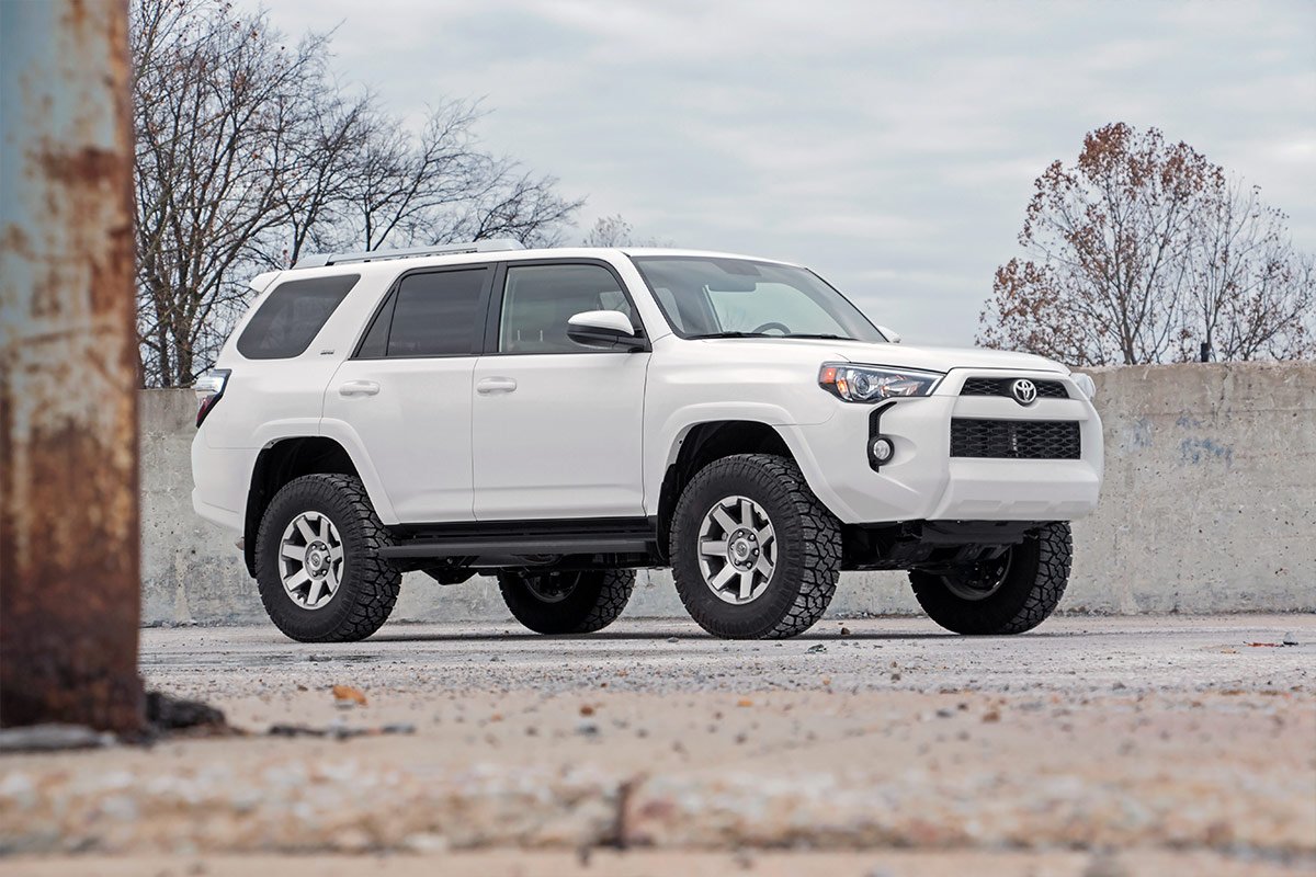 Rough Country 3" Lift Kit w/N3 Struts & Coils for 03-09 4Runner/07-14 FJ - 76031