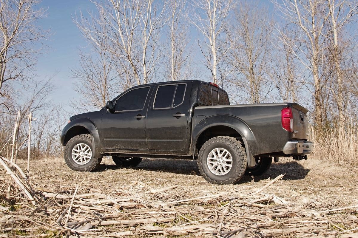 Rough Country 2.5" Lift Kit w/N3 Struts for 2005-2024 Frontier 4WD - 86731