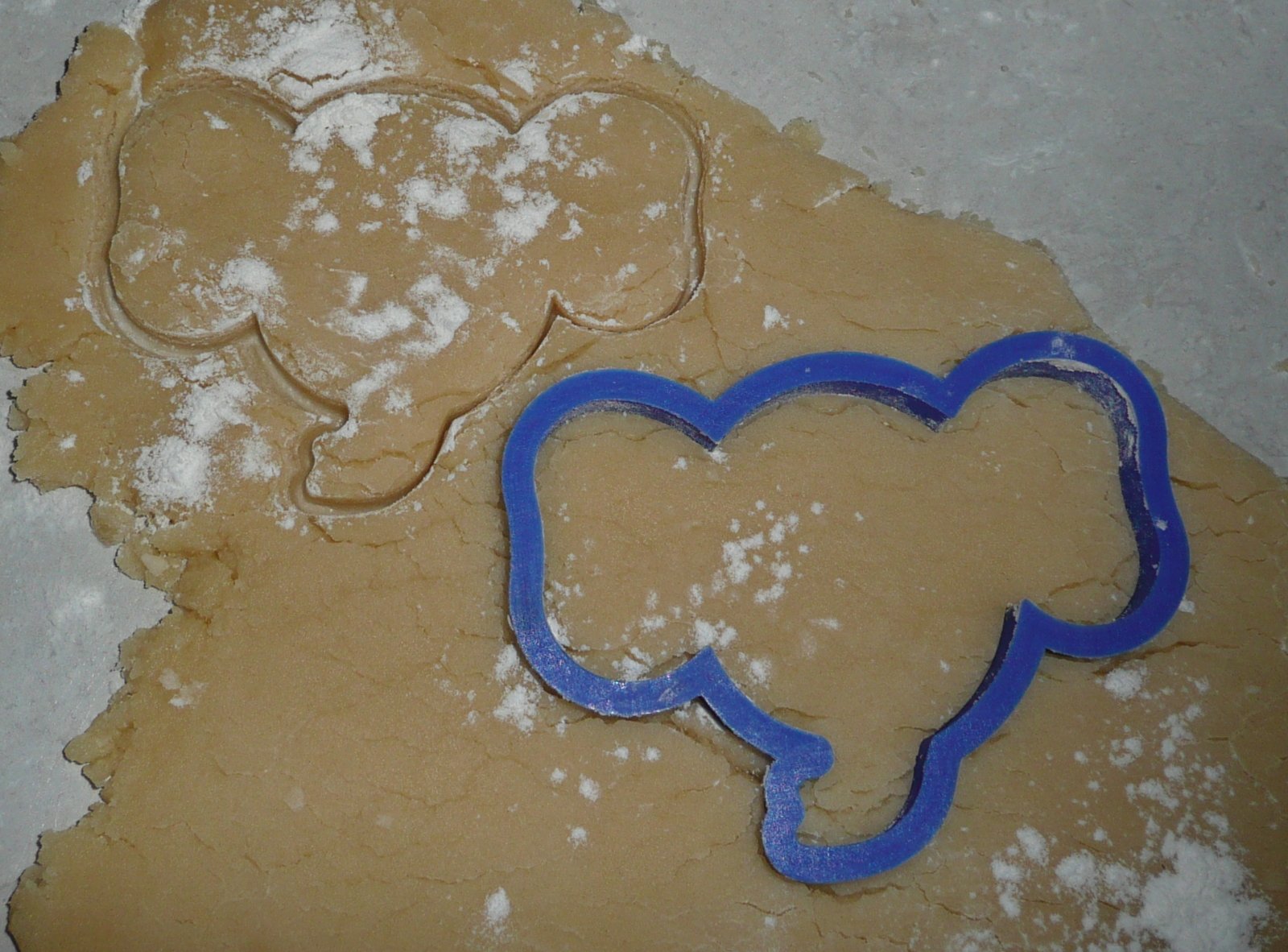 ELEPHANT HEAD ANIMAL COOKIE CUTTER MADE IN USA PR283