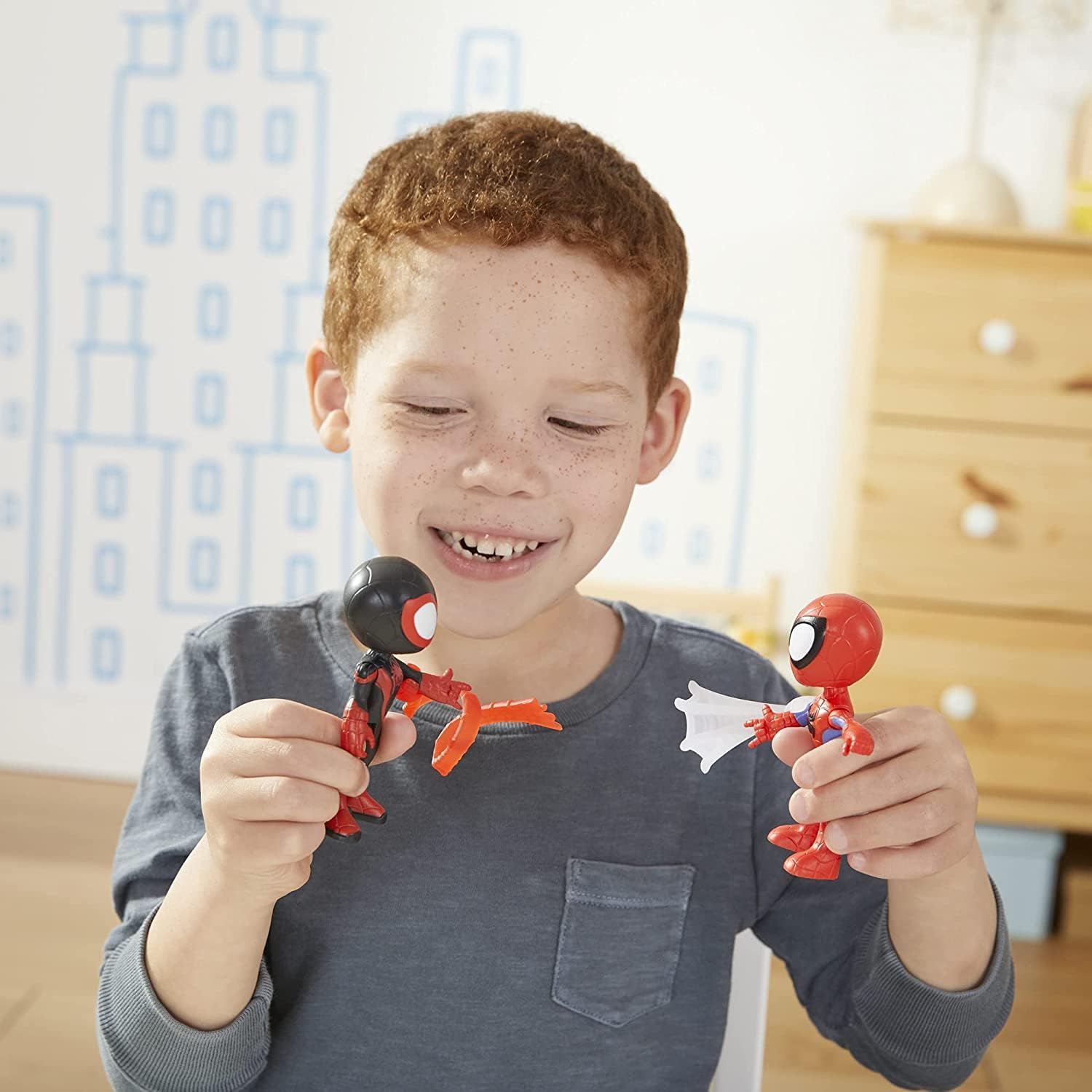 Spidey and his Amazing Friends Marvel Spidey Hero Figure, 4-Inch Scale Action Figure, Includes 1 Accessory for Kids Ages 3 and Up