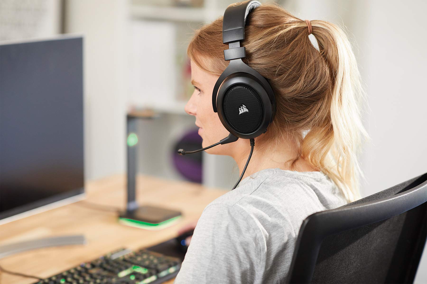 Corsair HS50 PRO Stereo Gaming Headset — Carbon (Renewed)
