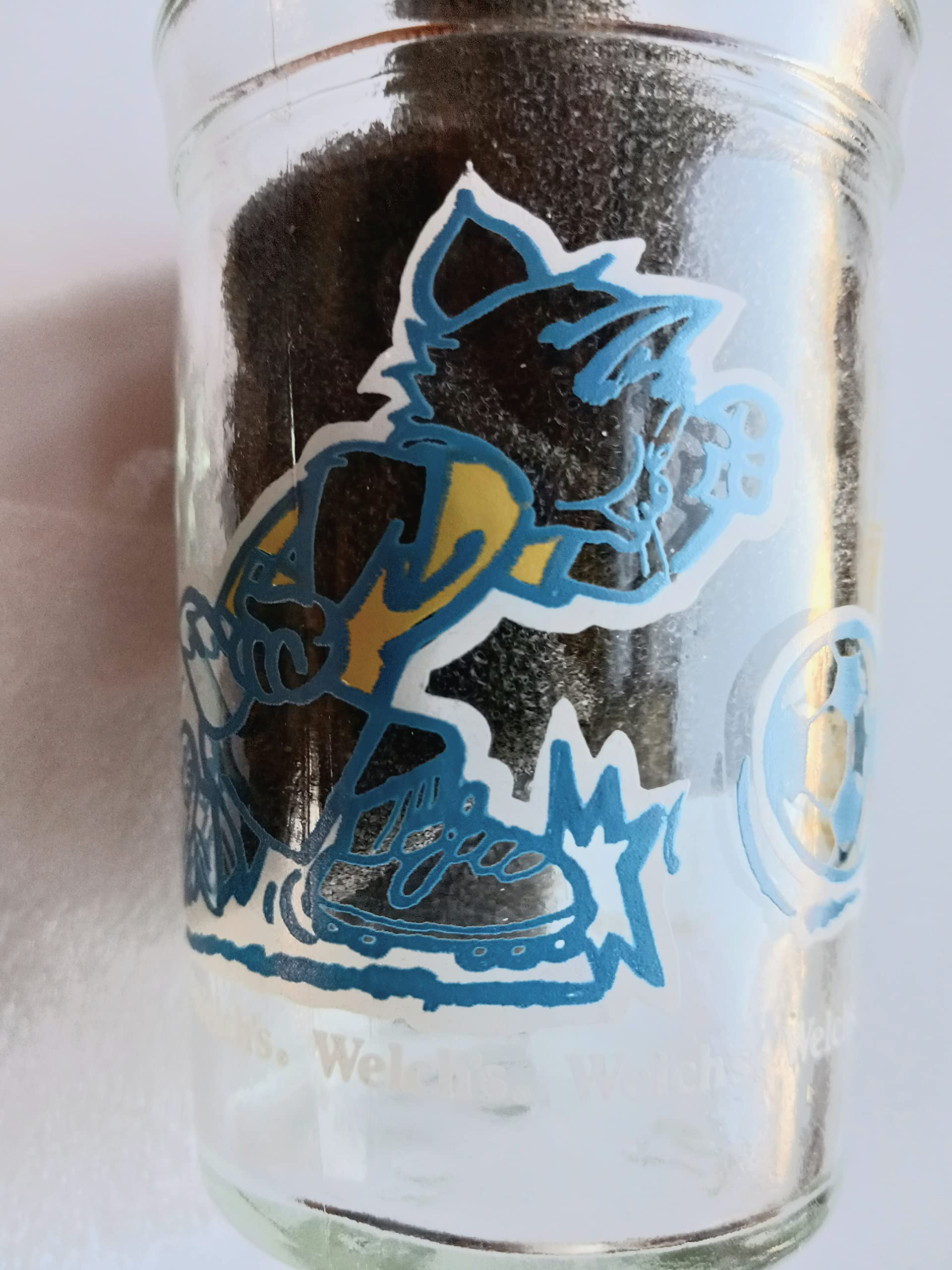 Vintage 1991 Tom And Jerry Playing Soccer Juice Glass
