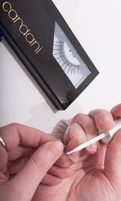 Cardani LATEX FREE Secure Hold Glue False Eyelash Eyebrow Adhesive. (1 Pack)