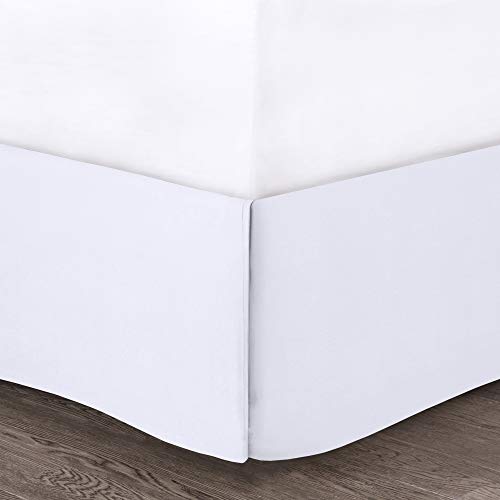 Madison Park Celeste Comforter Set-Textured Luxury Design All Season Down Alternative Bedding, Matching Sham, Decorative Pillows, Queen(90"x90"), White 5 Piece