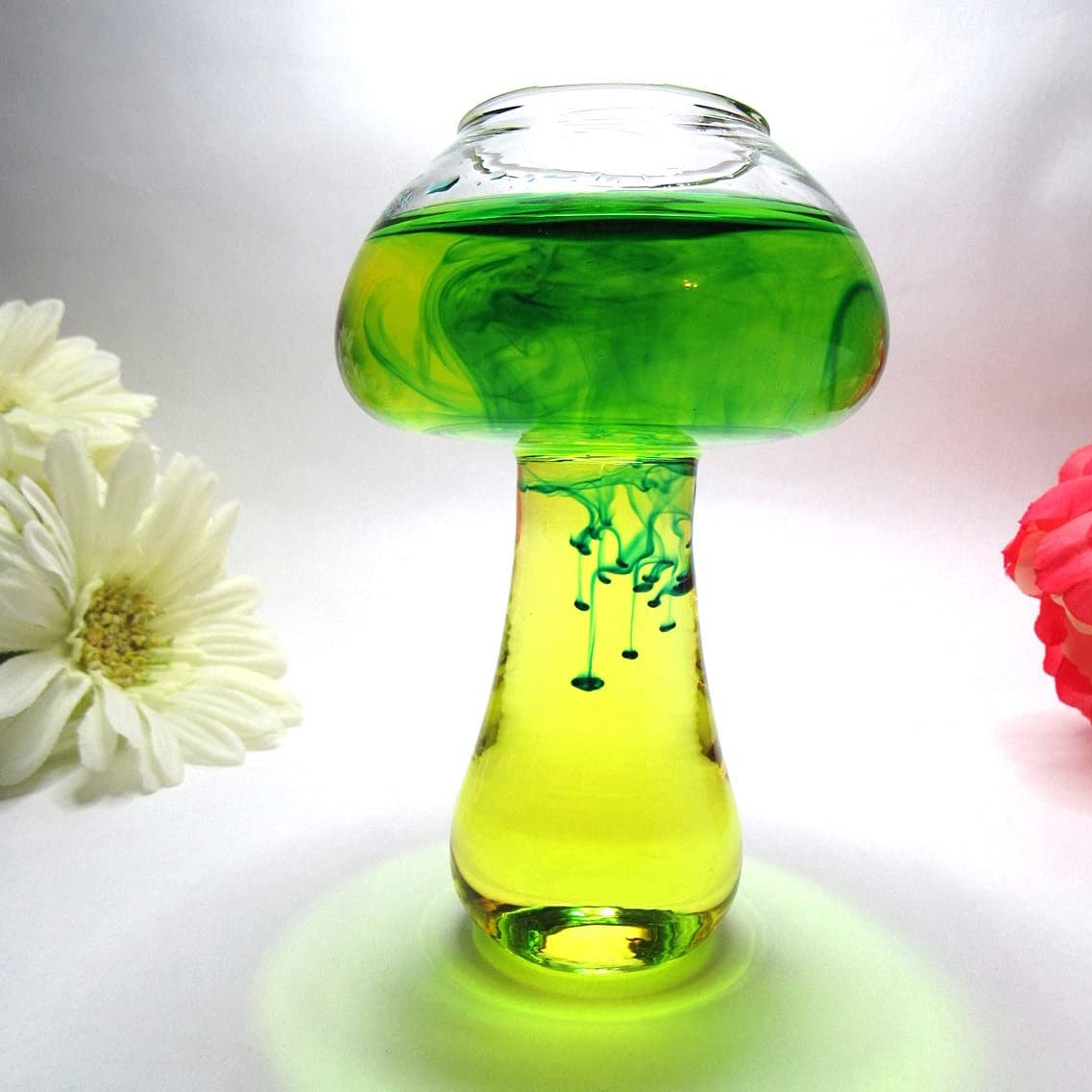 Creative Mushroom Shaped Cocktail Glass,Unique Fungus Drinking Glasses,Cute Juice Glass Cups, 9 OZ High-End Crystal Glass For Drinking Wine Martinis Manhattans Vodka Gin And Cocktails(2Pcs)