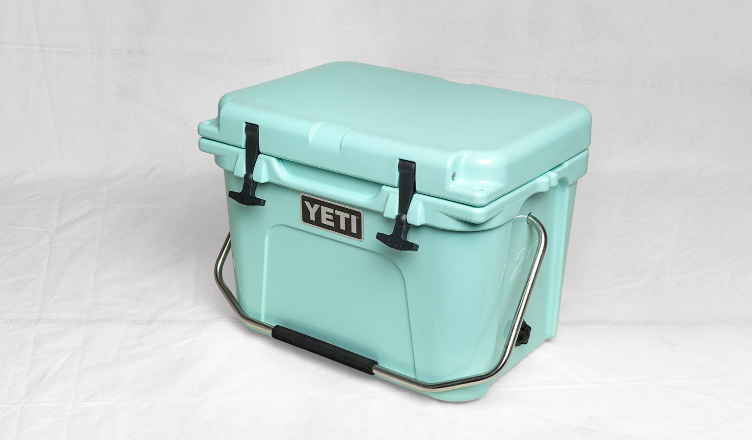 YETI Roadie 20 Cooler, Seafoam